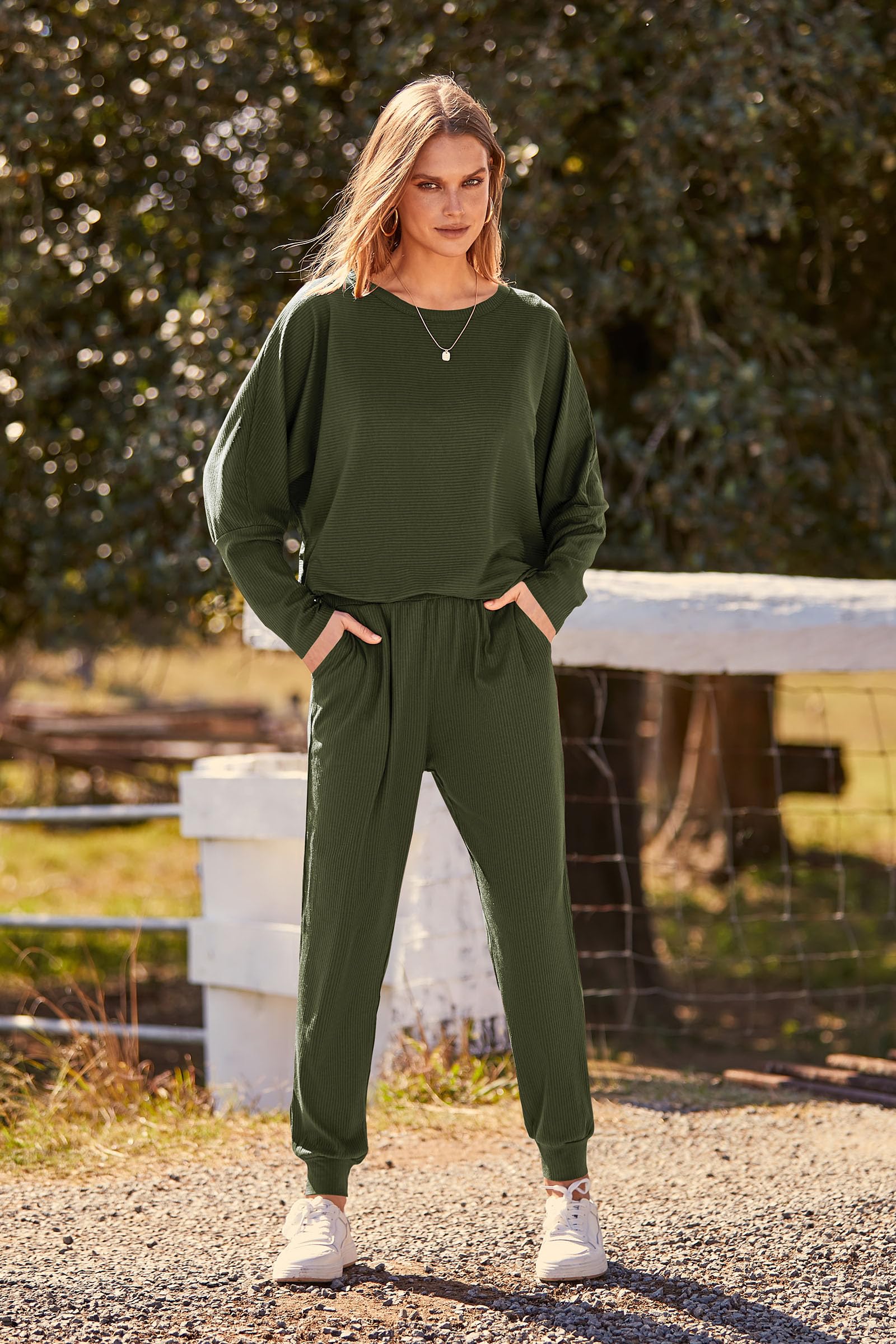 PRETTYGARDEN Women's Spring Fall Fashion Outfits 2 Piece Sweatsuit Long Sleeve Pullover Long Pants Ribbed Matching Lounge Set (Army Green,Large)