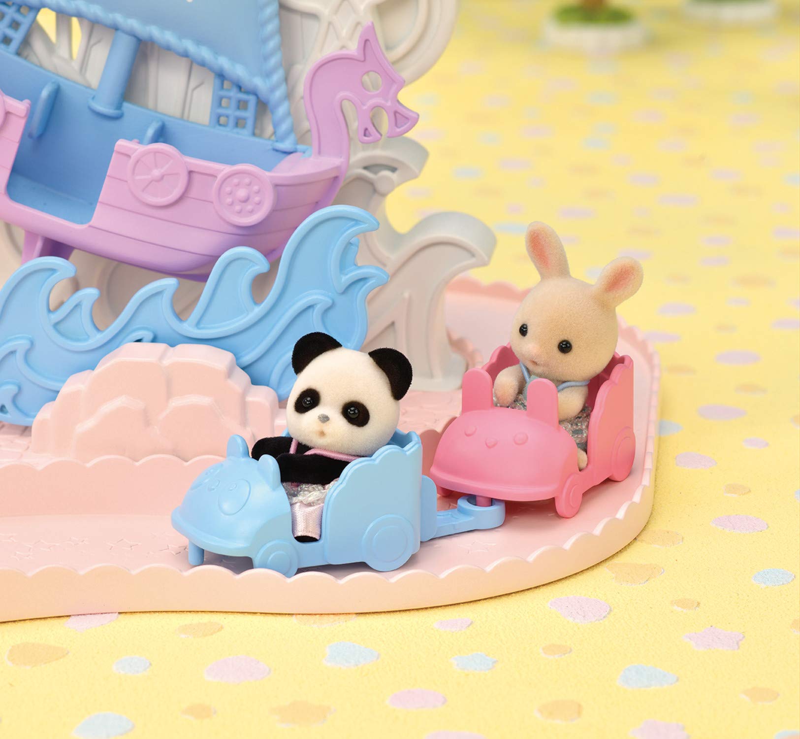 Calico Critters: Baby Amusement Park Playset - Castle Theme for Kids Aged 3 to 11