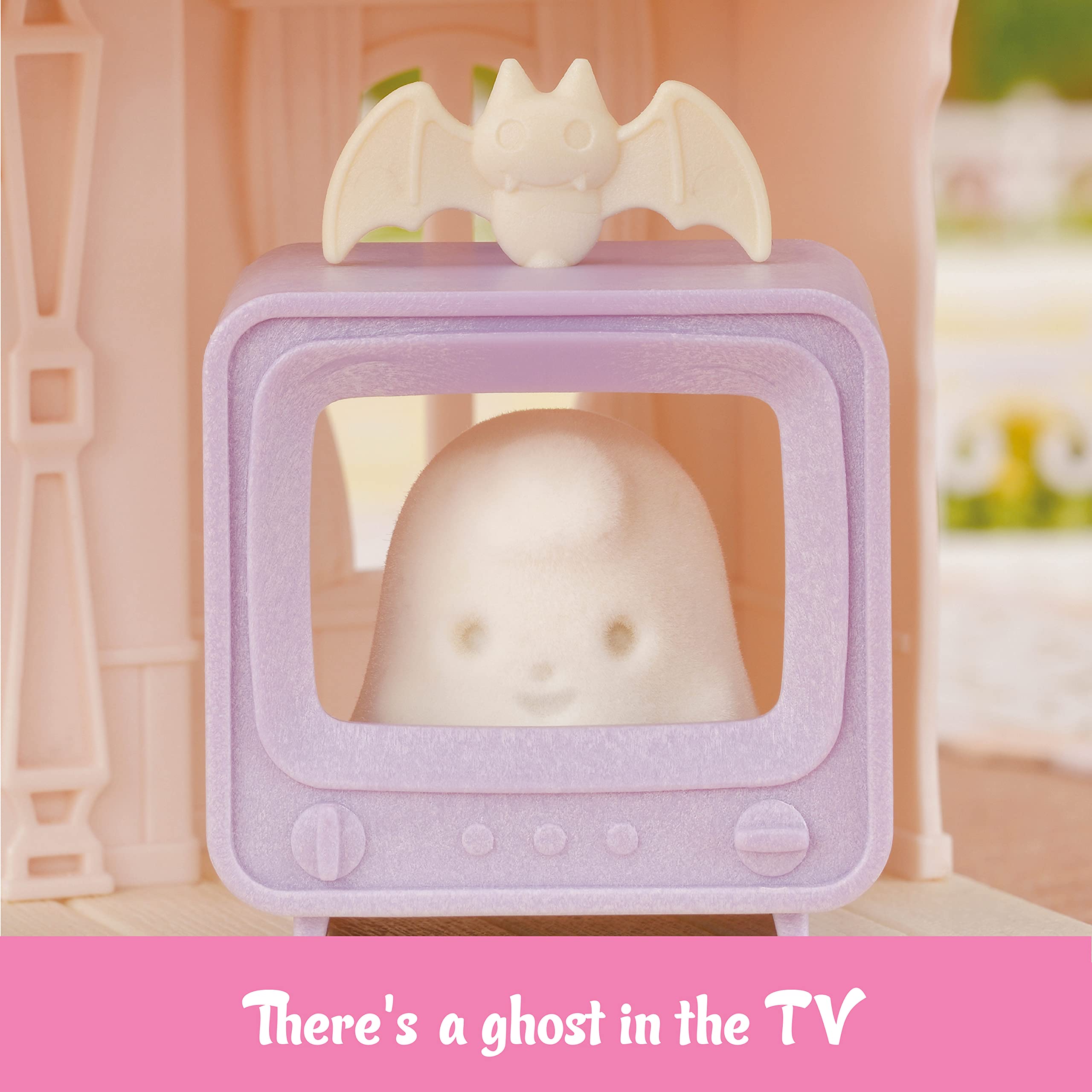 Calico Critters Spooky Surprise House, Dollhouse Playset with Collectible Doll Figures Included