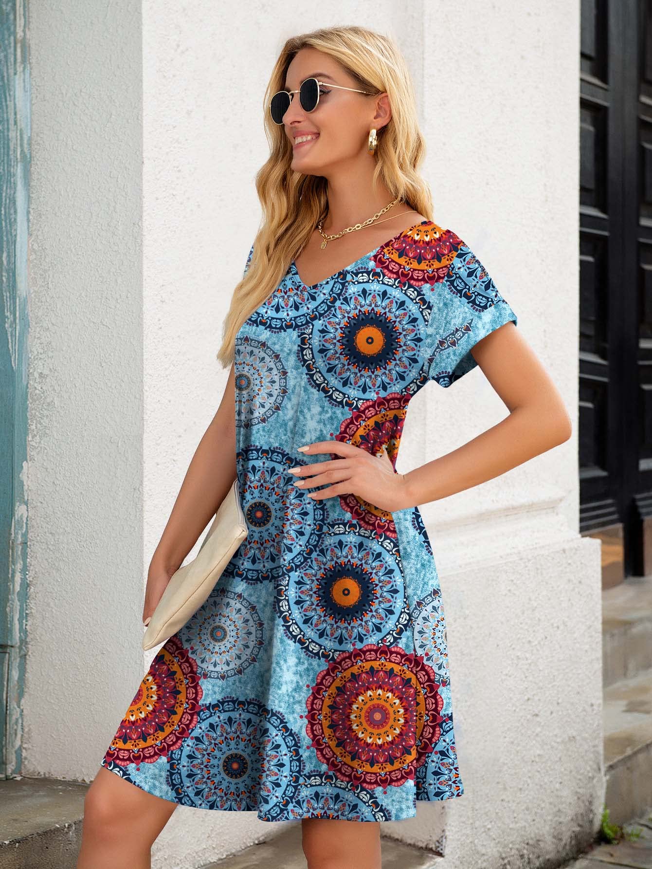WEACZZY Women's Summer Short Sleeve Casual Dresses Swing Cover Up Loose Sundress with Pockets (Floral Mix Blue,Medium)