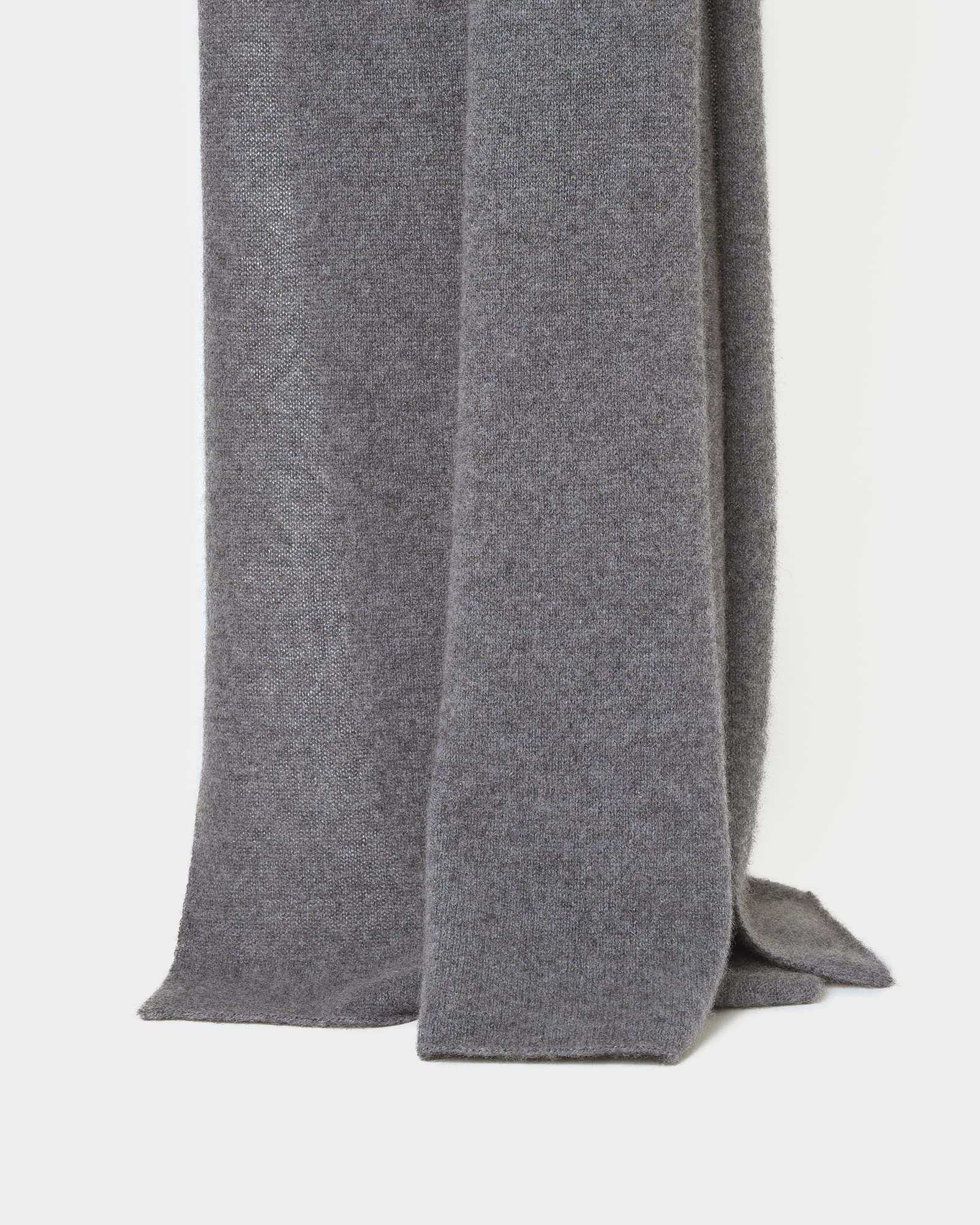 Style Republic Women’s Knitted Scarf, 100% Pure Cashmere, Beautiful European Design (Grey)