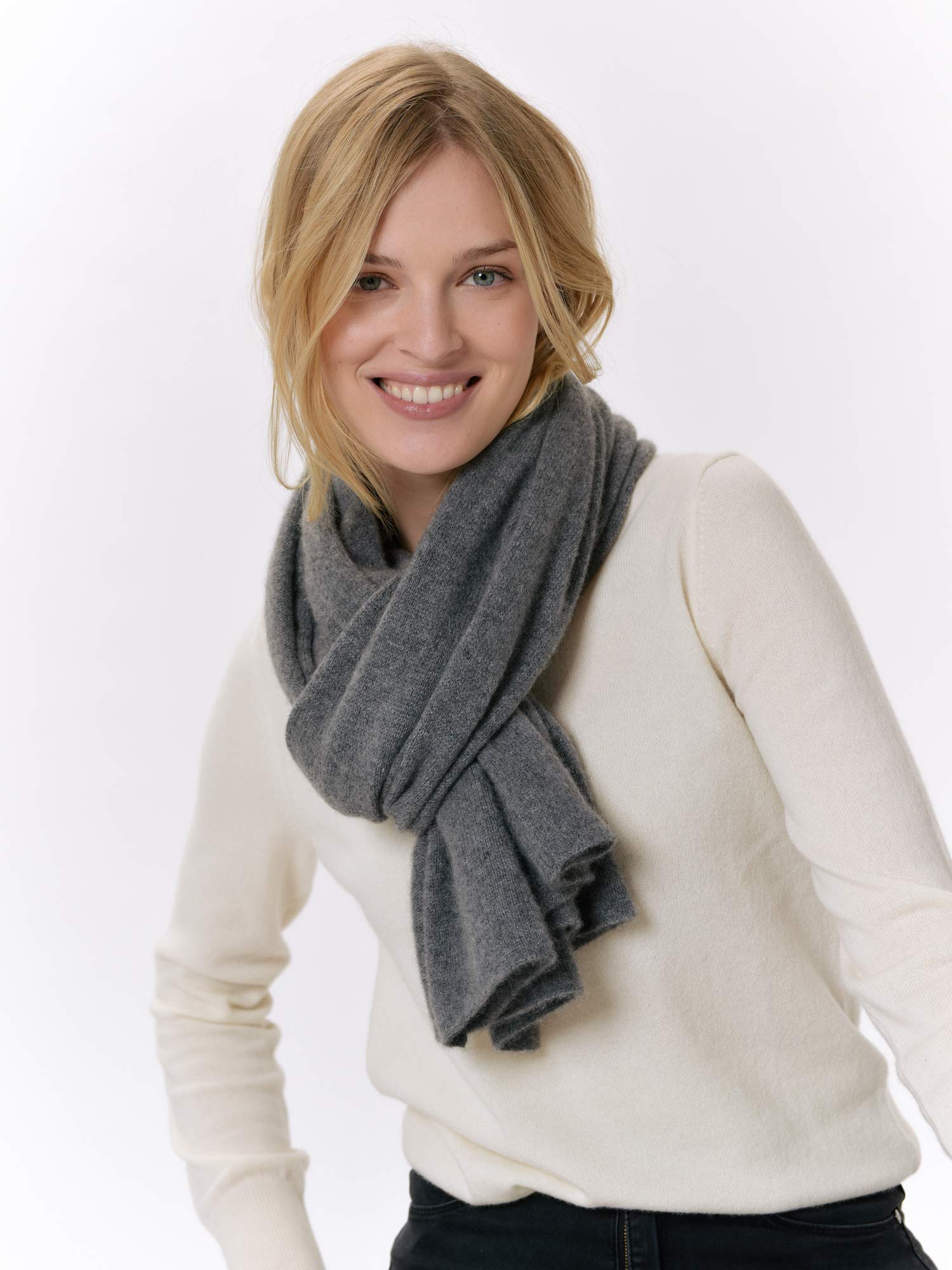 Style Republic Women’s Knitted Scarf, 100% Pure Cashmere, Beautiful European Design (Grey)