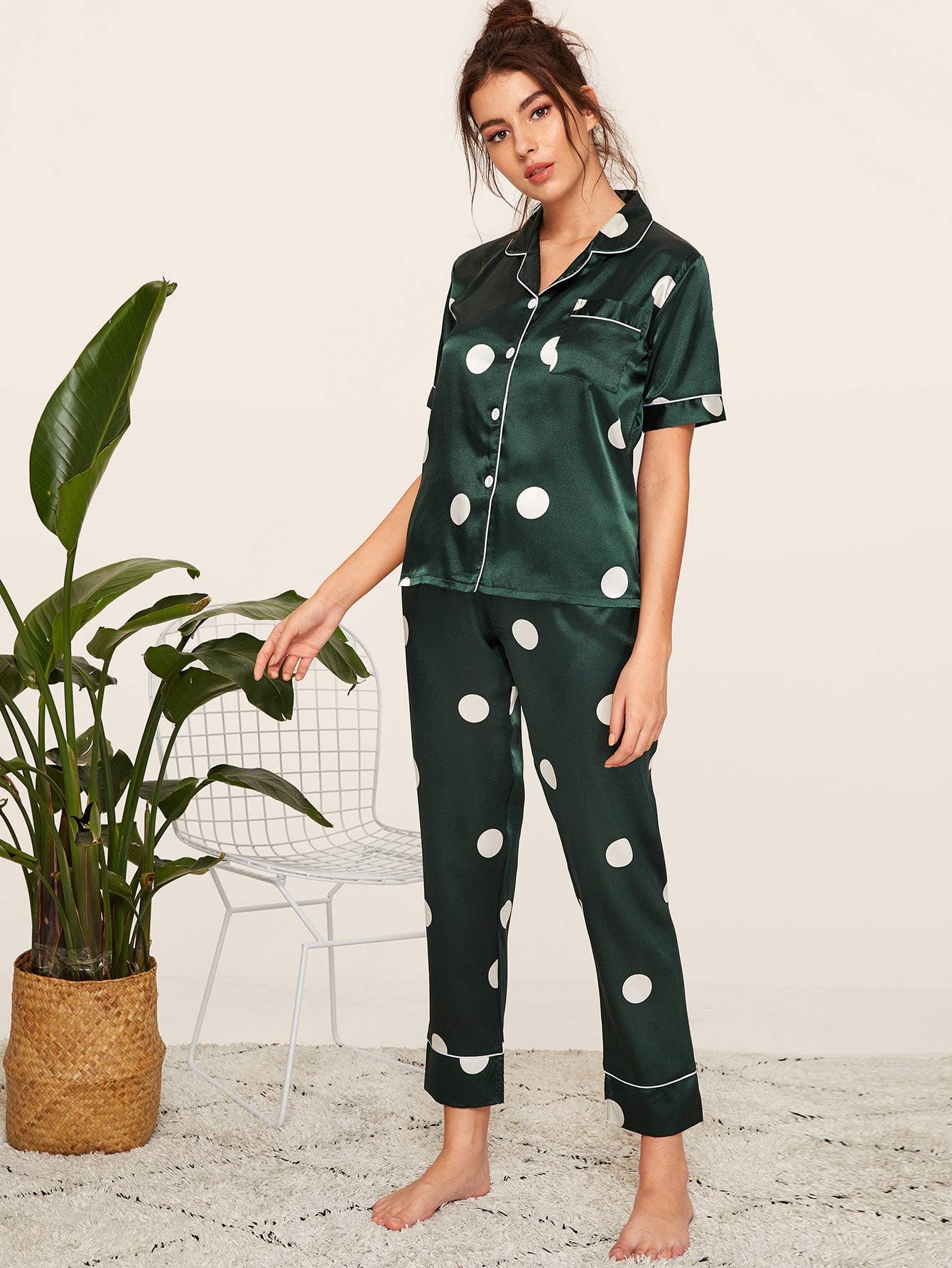 Floerns Women's Printed Two Piece Short Sleeve Sleepwear Long Pants Pajamas Sets Green Dot M
