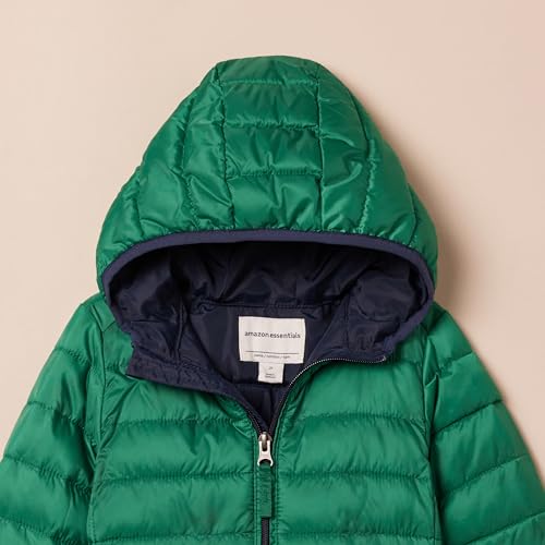 Amazon Essentials Toddler Boys' Lightweight Water-Resistant Packable Hooded Puffer Jacket, Green, 2T