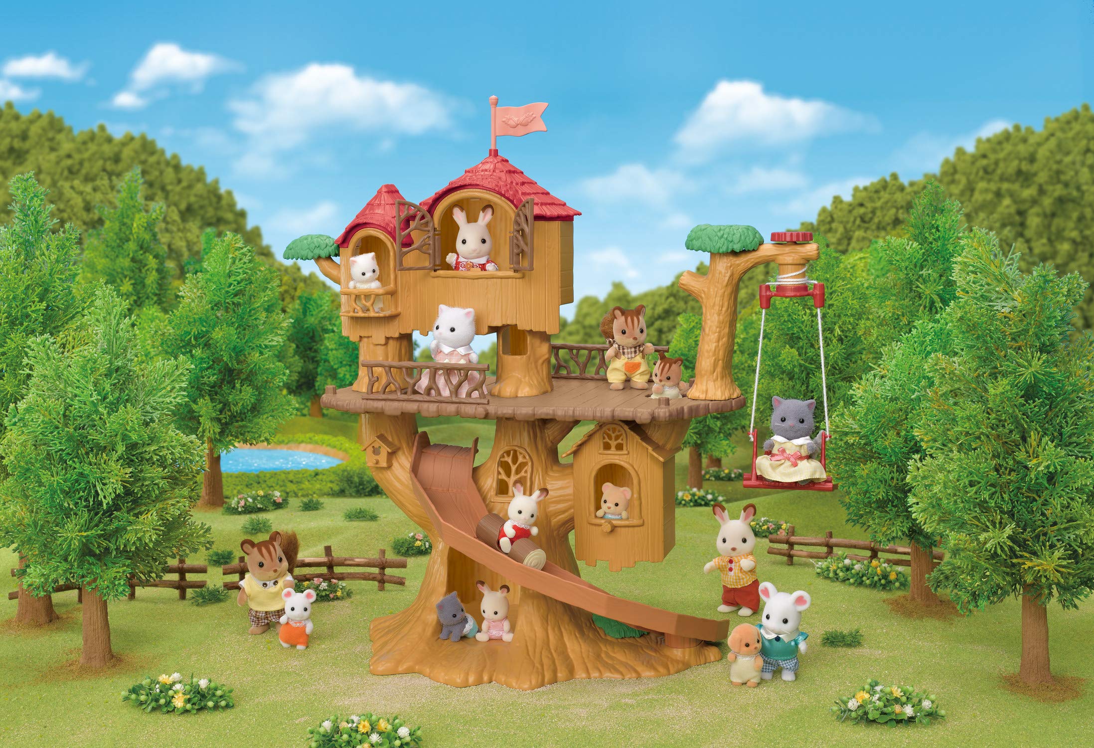 Calico Critters Adventure Treehouse Gift Set, Collectible Dollhouse, Figure and Accessories