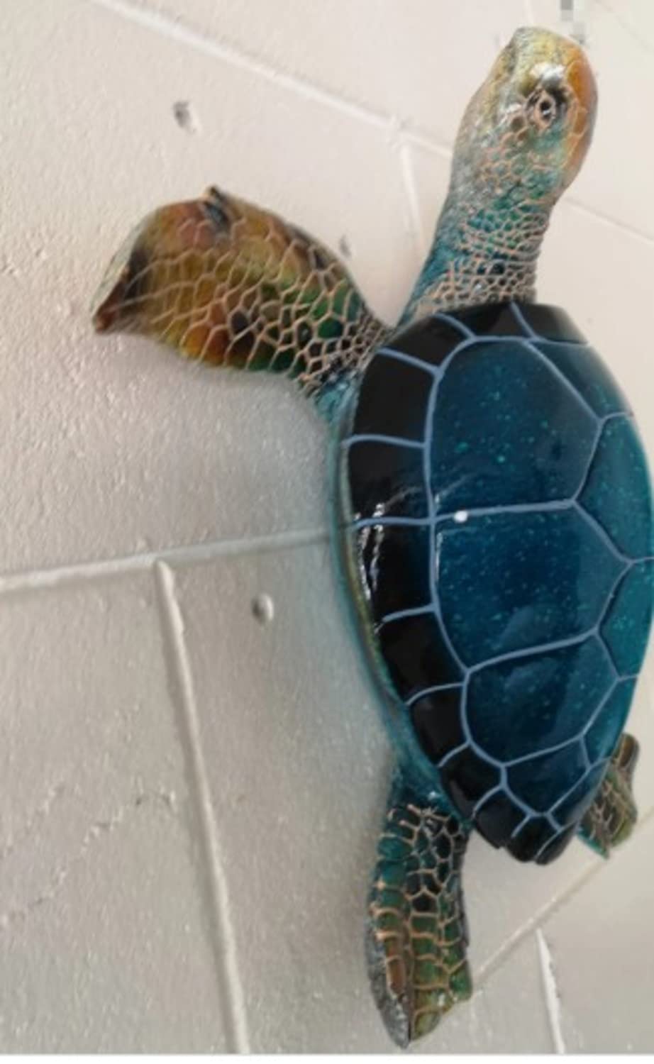 Corner Merchant Sea Turtle Statue Garden Decor, Tabletop Wall Hanging Sea Turtle Sculpture Measures 16 in x 15 in
