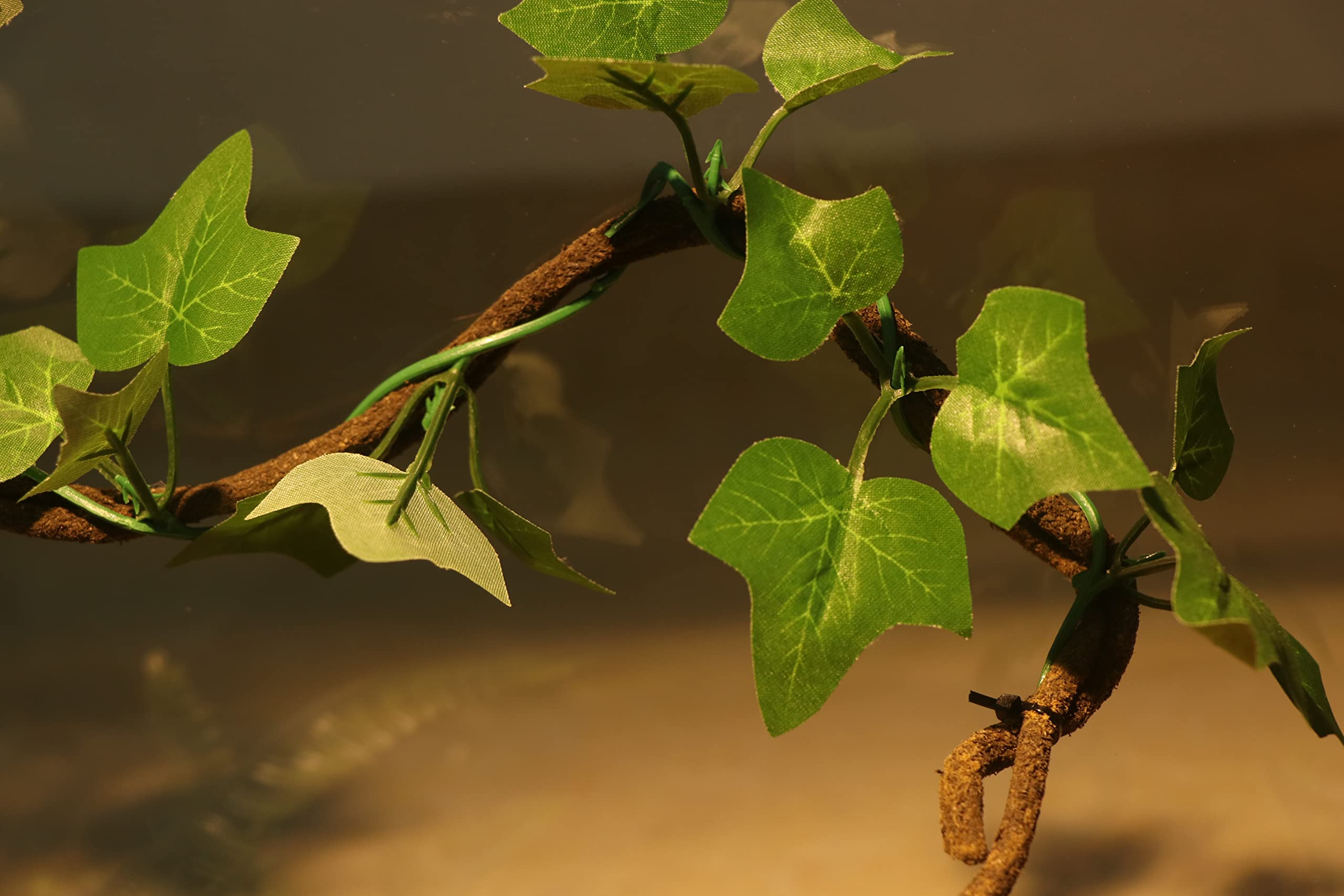 AQUA KT Reptile Flexible Climbing Vine Tree Branch with Leaves and Suction Cup for Lizard Snake Amphibian Terrarium Habitat Decoration