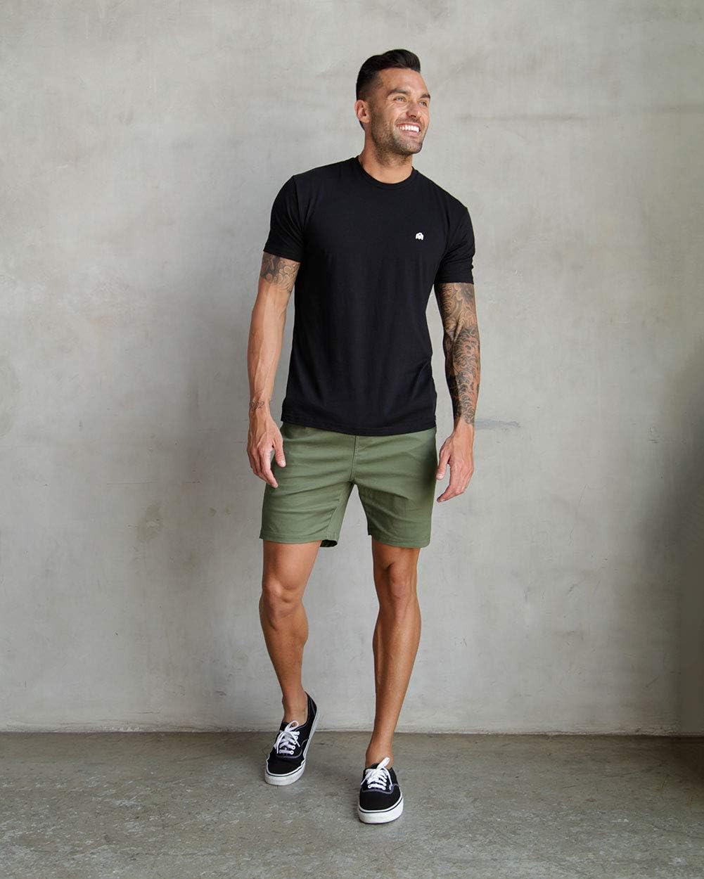 INTO THE AM Men's Fitted Crew Neck Logo Basic Tees - Modern Fit Fresh Classic Short Sleeve T-Shirts for Men (Black, X-Large)