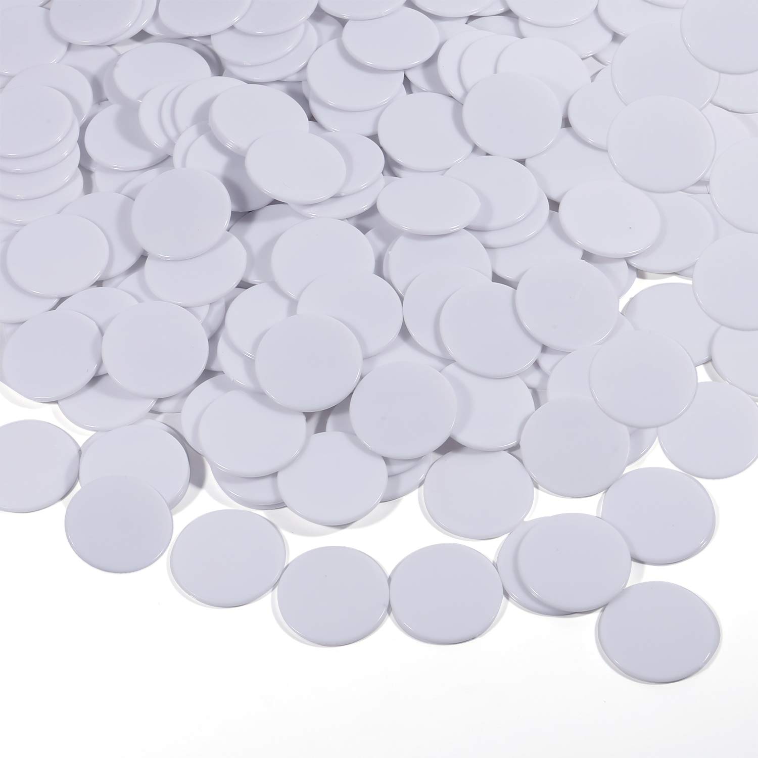 Coopay 1-1/5 inch Plastic Learning Counters Disks Bingo Chip Counting Discs Markers for Math Practice and Poker Chips Game Tokens, 200 Pieces(White)