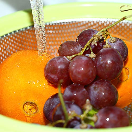 Stainless Steel Colander With Handle and Legs, Large Metal Green Strainer for Pasta, Spaghetti, Berry, Veggies, Fruits, Noodles, Salads, 5-quart 10.5β Kitchen Food Mesh Colander, Dishwasher Safe