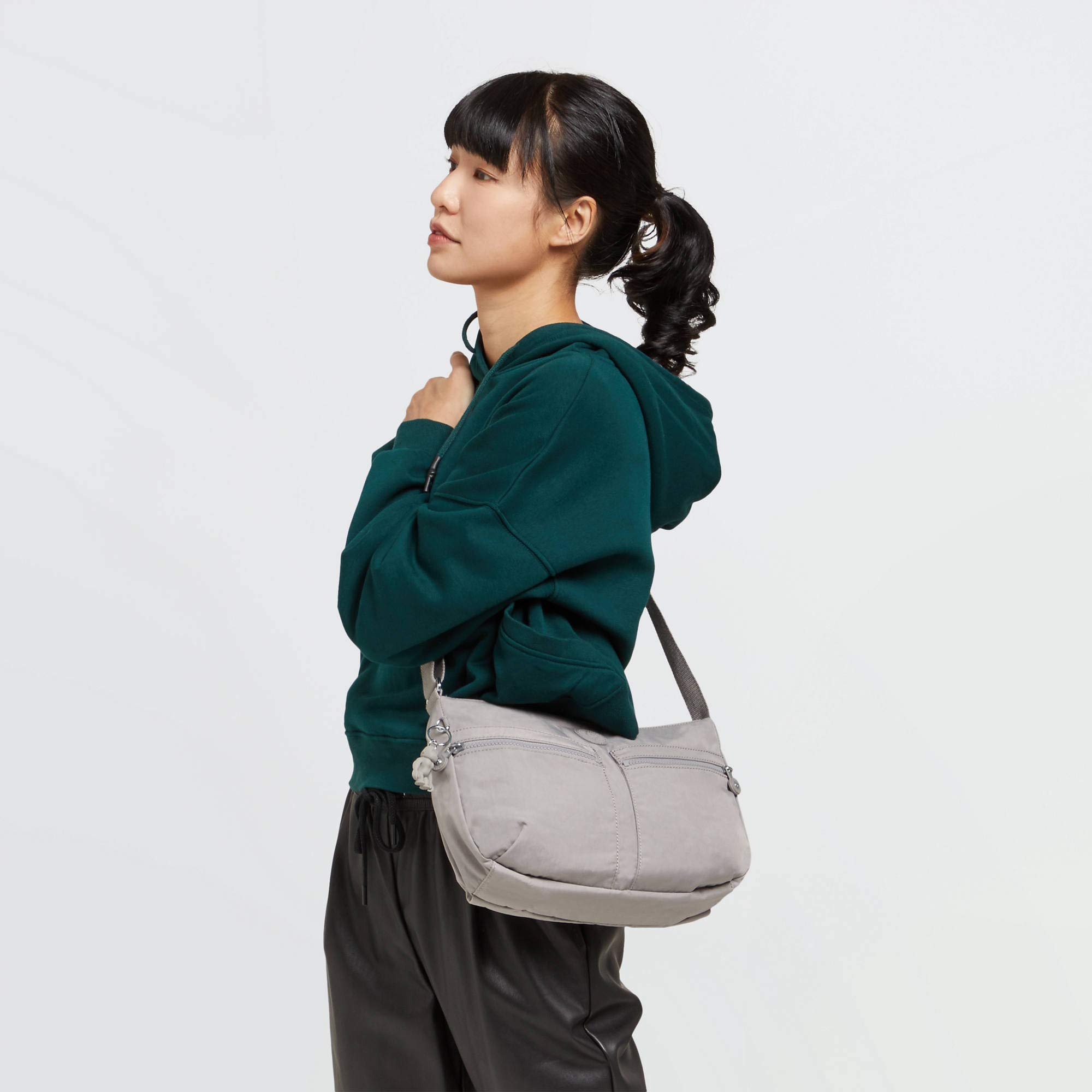 Kipling Womens Izellah Bag, Super Light Everyday Purse, Nylon Shoulder Crossbody Bag, Grey Gris, 12.25 L X 9.25 H X 5 D US