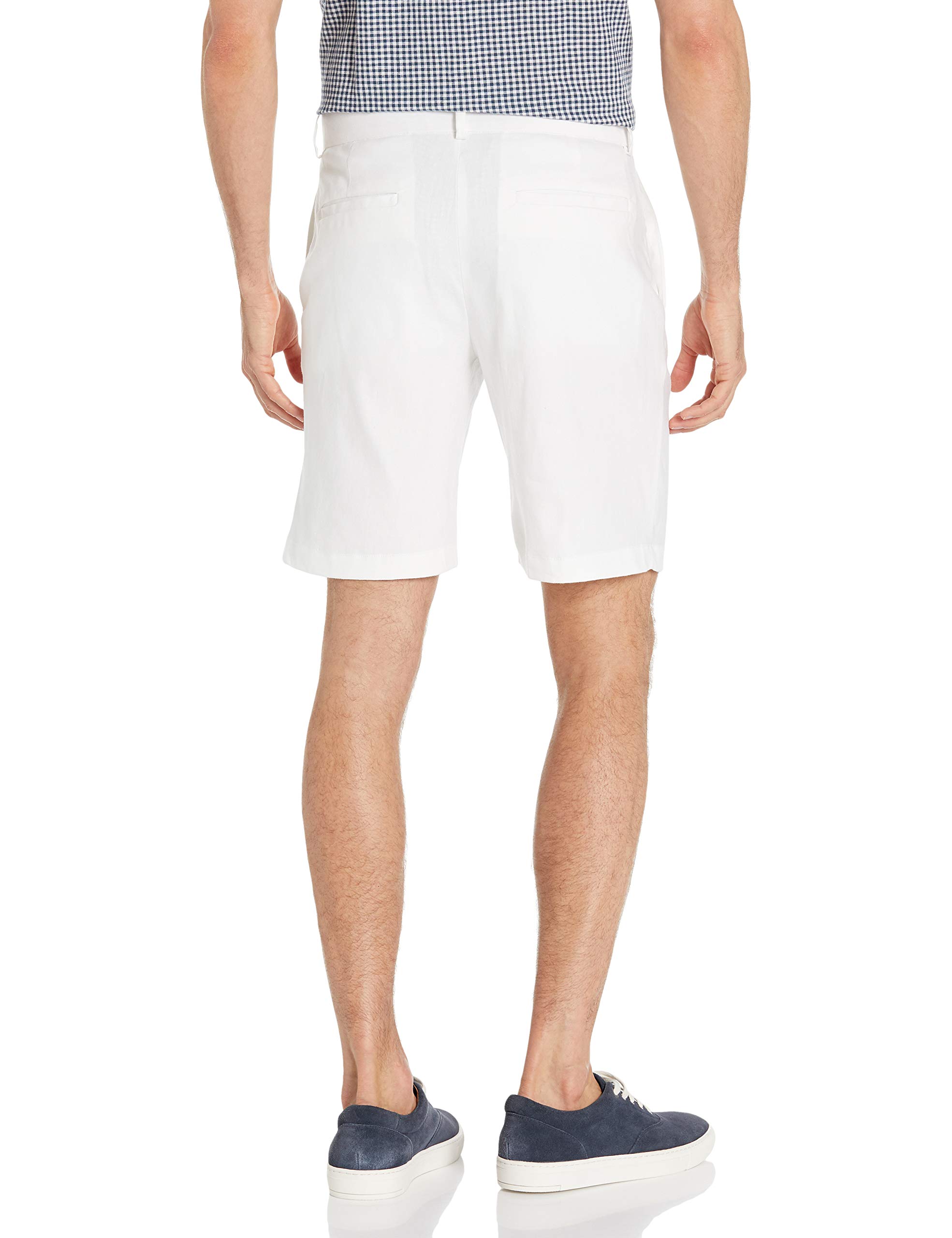 Cubavera Men's Linen-Blend Dress Shorts, Comfortable Fit, 9 Inch Inseam, Breathable, Stretch & Durable Mens Chino Shorts (Sizes 30-40), Brilliant White, 36