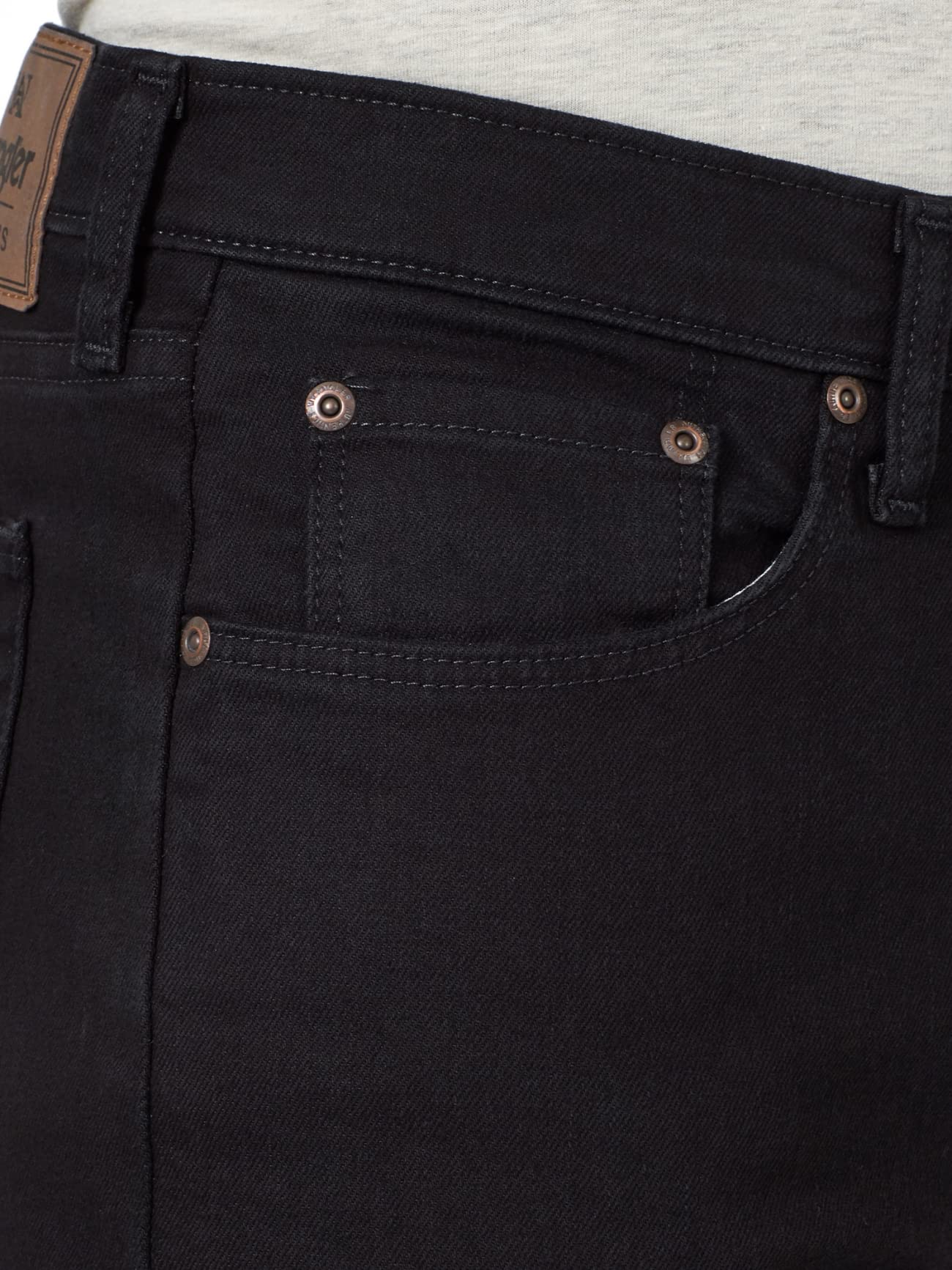 Wrangler Authentics Men's Classic 5-Pocket Relaxed Fit Flex Jean Black Flex 35W x 29L