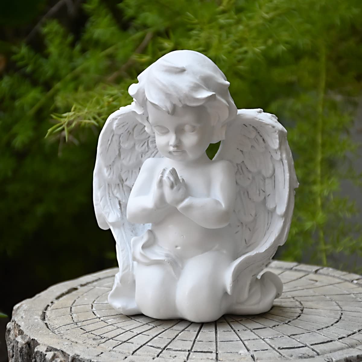 OwMell Kneeling Praying Cherubs Statue, Resin Baby Angel Figurine, Wings Angel Statue Memorial Cherub Sculpture for Home Decoration 6.3" - White