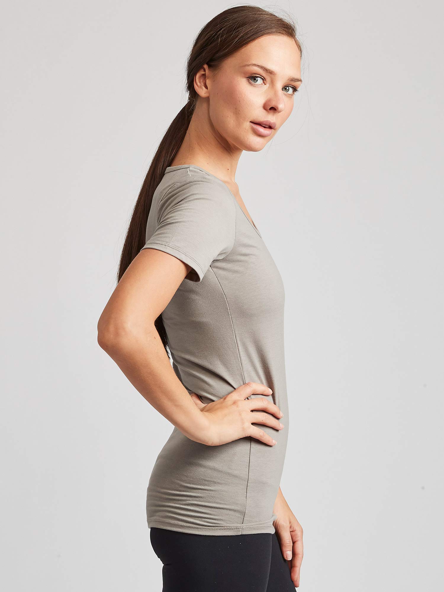 Kalon Women's 4-Pack V-Neck T-Shirt Base Layer (Medium, Earth Tones)