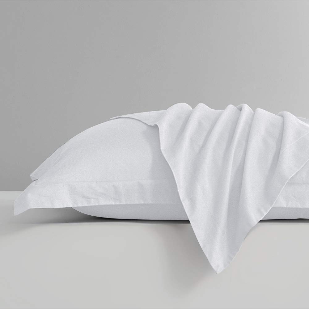FLXXIE Microfiber Queen Pillow Shams Set of 2, Fade, Wrinkle and Shrinkage Resistant Soft Pillow Covers with Envelope Closure Euro Sham Covers (White, 20x30 Inches)