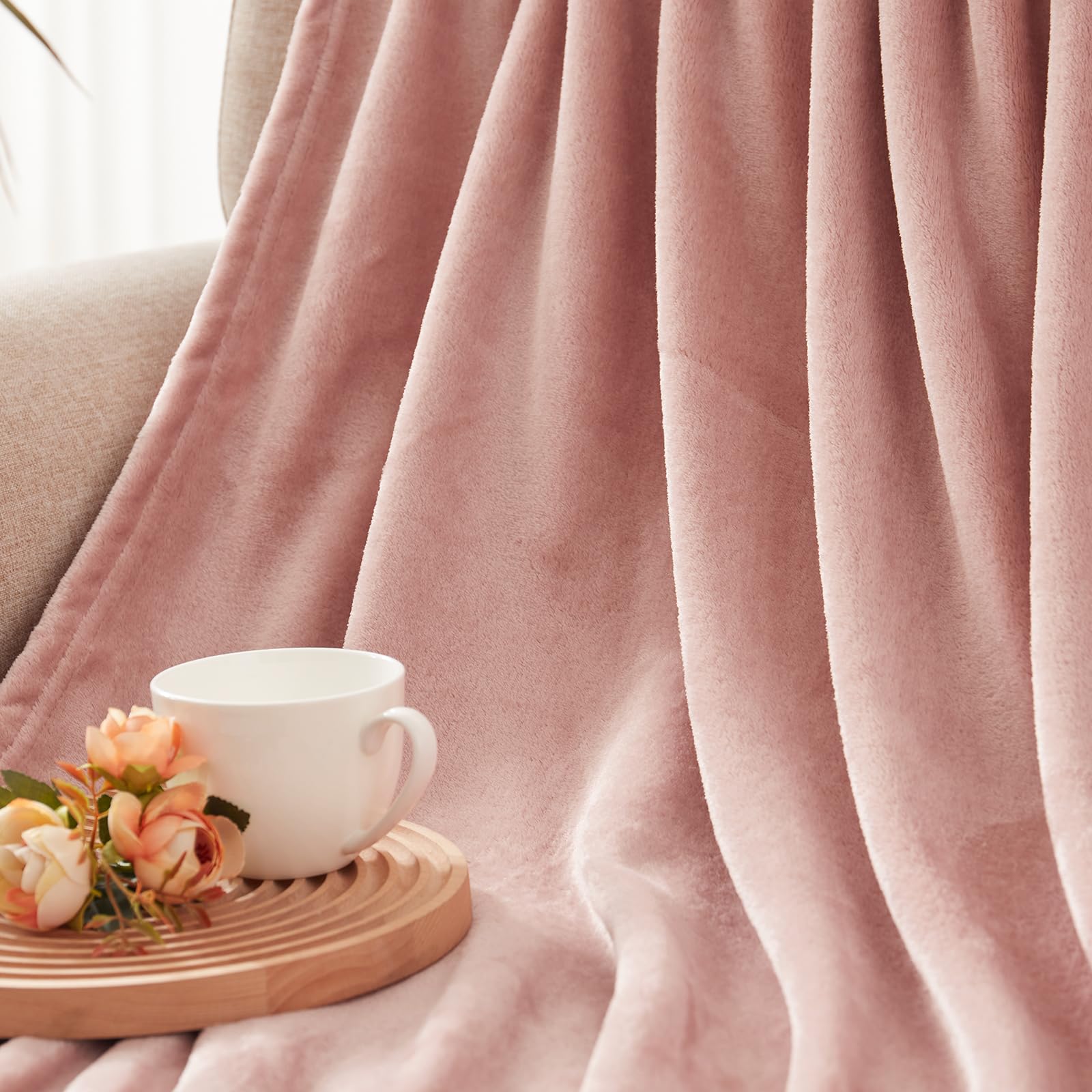 Exclusivo Mezcla Fleece Blanket Twin Size for Bed, Super Soft and Warm, All Season Use, Cozy, Plush, Lightweight, 60x80 Inches Dusty Pink