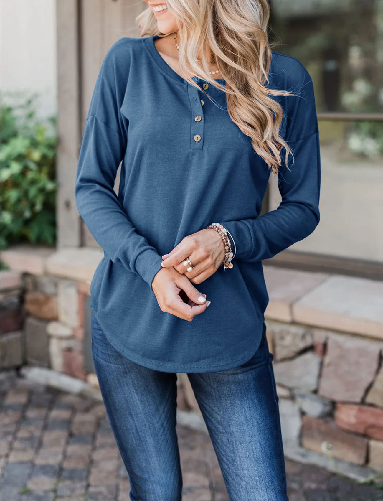 Topstype Womens Henley Tops Long Sleeve Shirts Thermal Pullover Casual Loose Fit Henley Neck Tunics