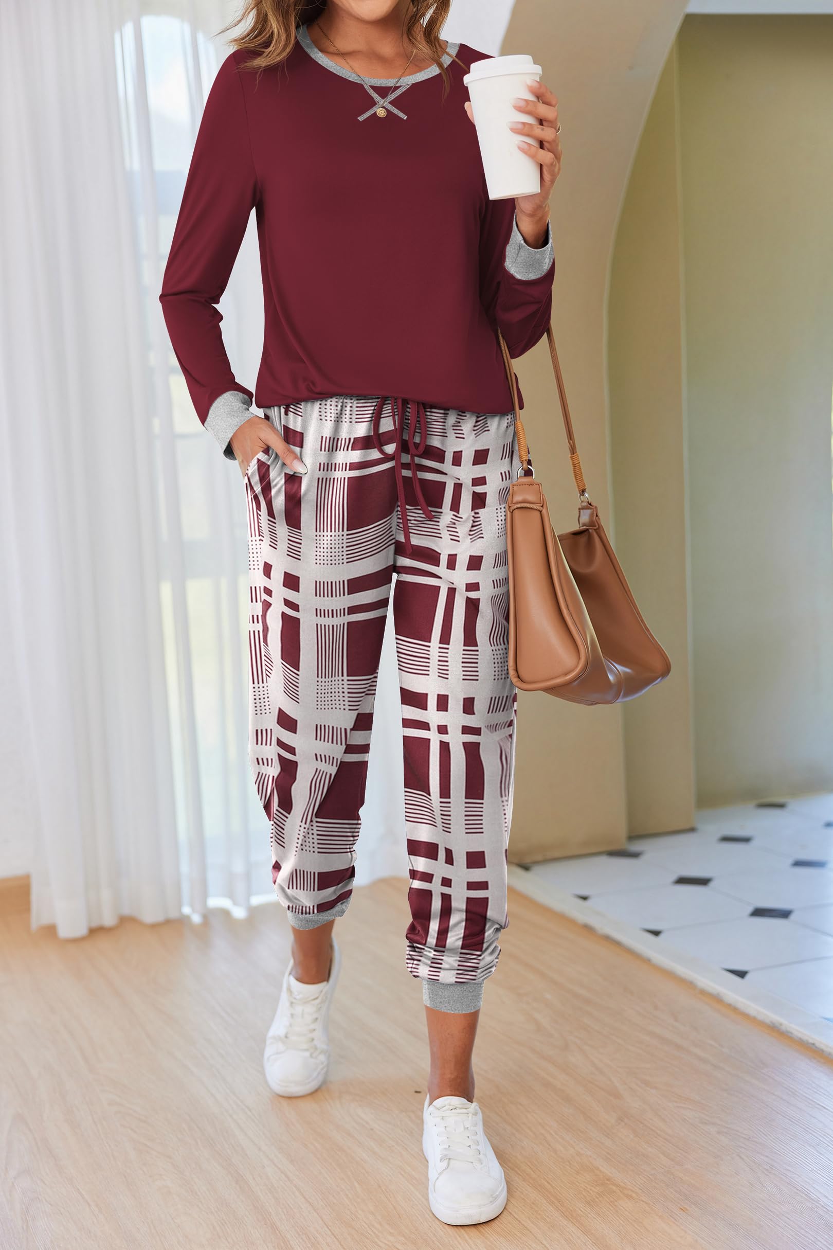Ekouaer Women's Winter Pj's With Elastic Around The Ankle Long Sleeve Crew Neck Pajama Set With Pockets Red Plaid,Large