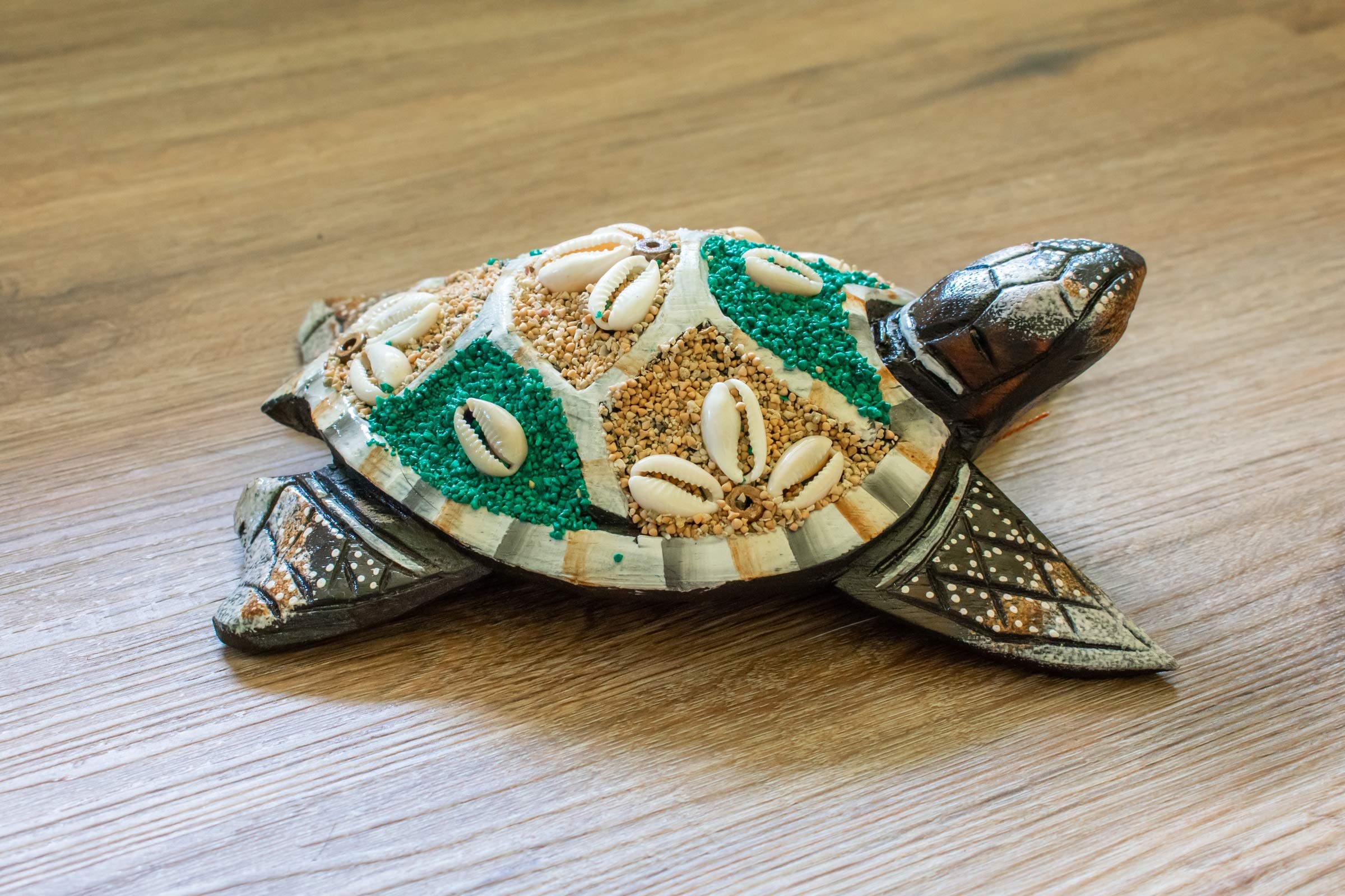 G6 COLLECTION Wooden Tortoise Turtle Home Decor Sculpture Statue Hand Carved Decorative Accent Figurine Handcrafted Handmade Seaside Tropical Nautical Ocean Coastal Decoration Wall Hanging (Green)