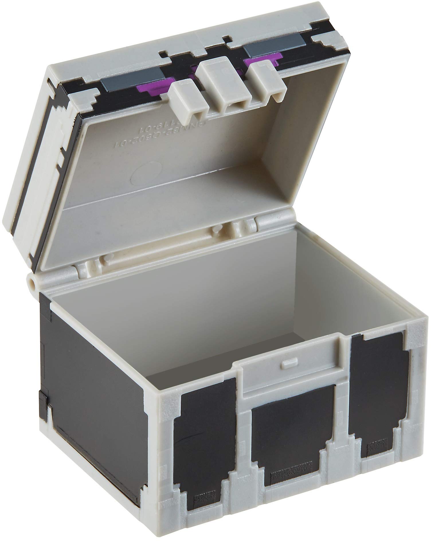 Mattel Minecraft Dungeons Battle Chest with Accessories, Action and Adventure Toy Based on Video Game, for Storytelling Play and Display, Gift for Kids Age 6 and Older
