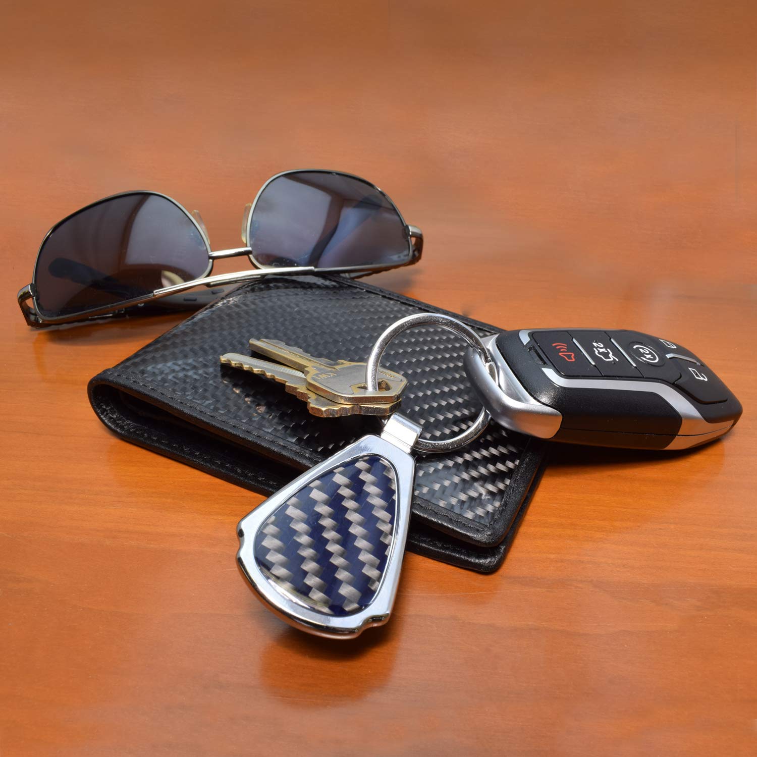 iPick Image Compatible with Honda in Red Civic Real Black Carbon Fiber Chrome Metal Teardrop Key Chain