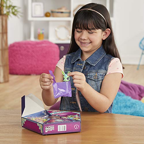 Littlest Pet Shop Lucky Pets Fortune Crew Surprise Pet Toy, 150+ to Collect, Ages 4 & Up