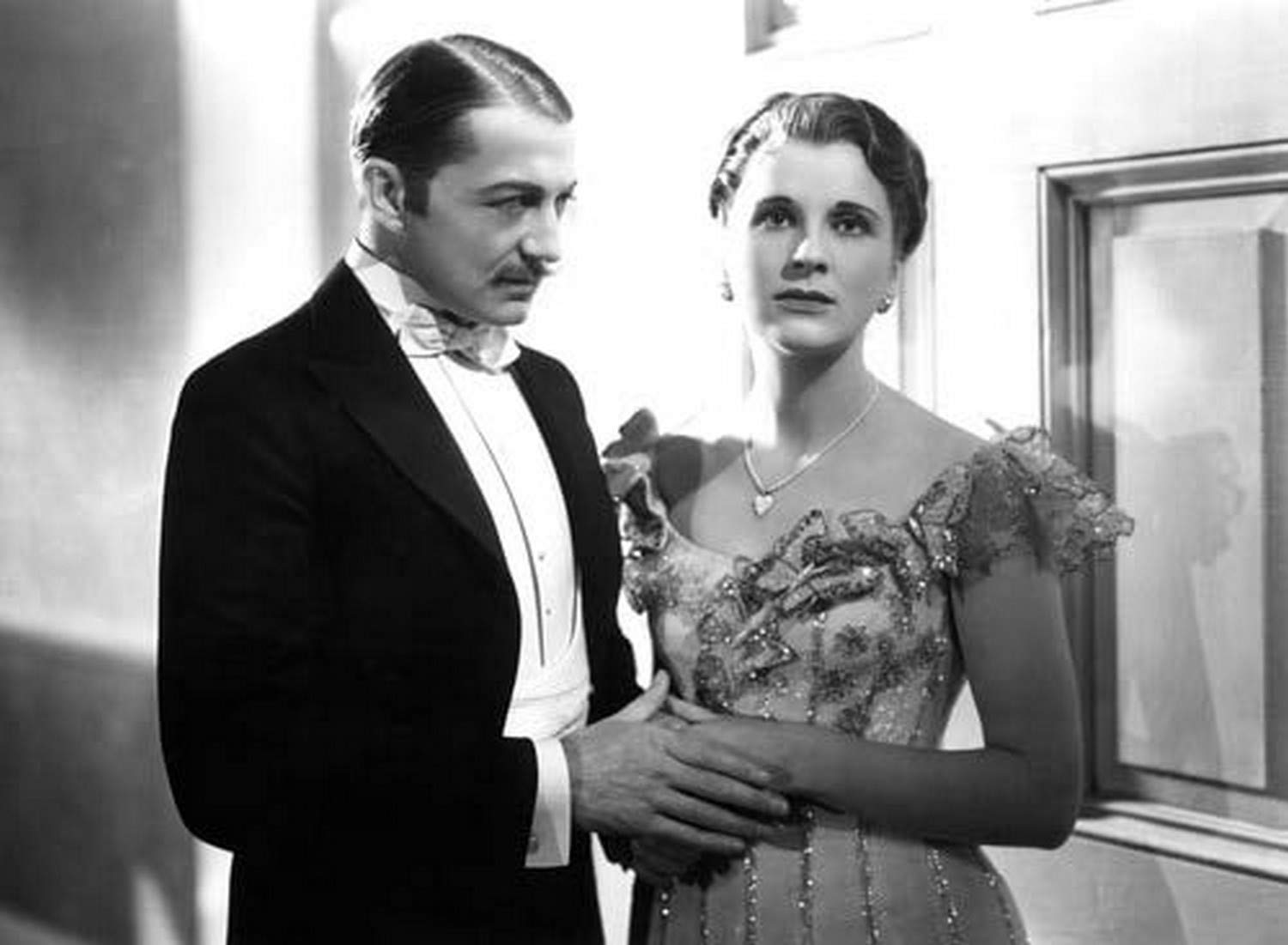 Cavalcade Clive Brook Diana Wynyard 1933 Tm And Copyright (C)20Th Century Fox Film Corp All Rights Reserved Photo Print (28 x 22)