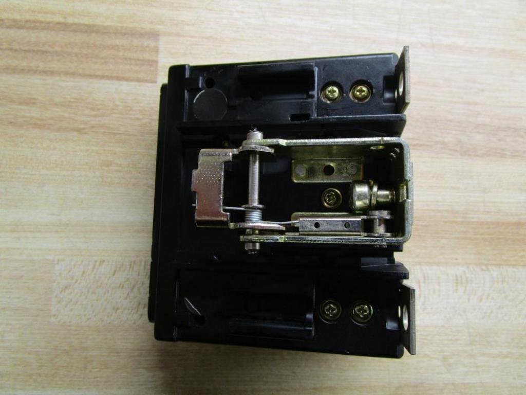 CUTLER HAMMER JT3200T 200AMP, Thermal Magnetic, Trip Unit, 600VAC MAX, 3POLE, Type JT