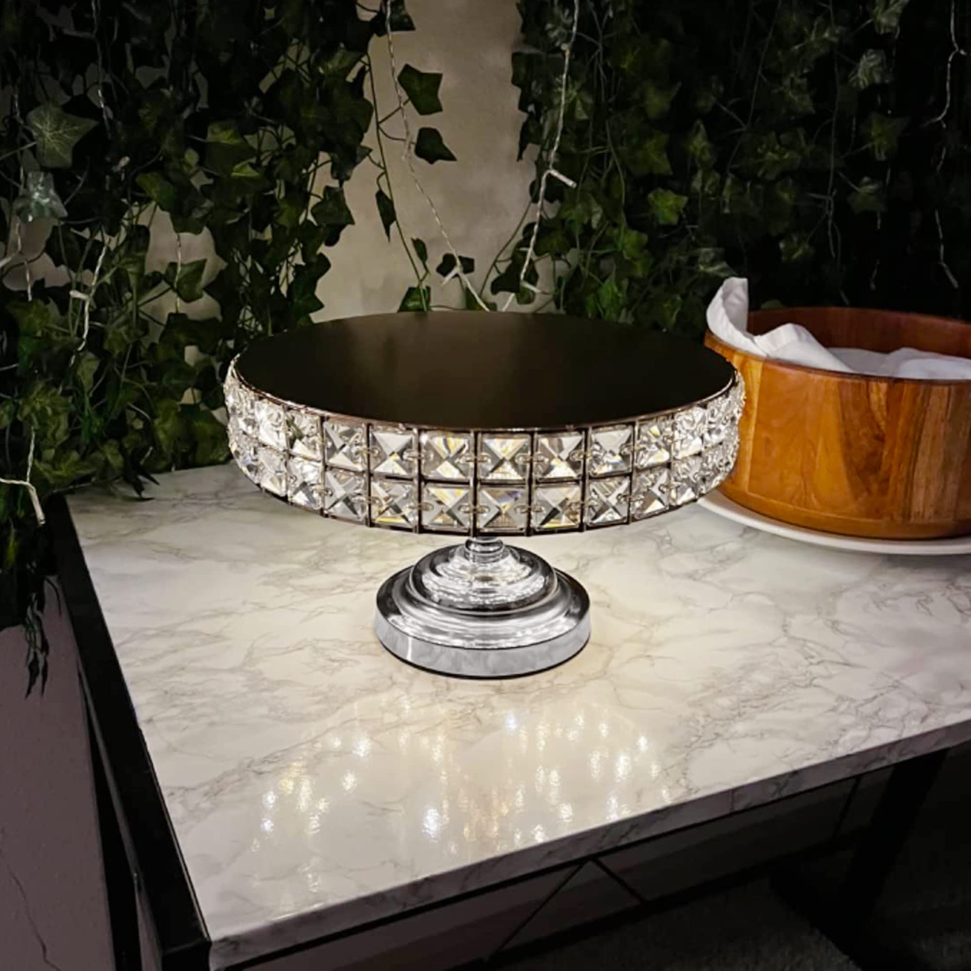 LINDLEMANN Decorative Cake Stand With Mineral Crystals & Spatula Round Metal Pedestal Cupcake Stands For Donuts Desserts Birthday Wedding Baby Shower Anniversary Holiday Dinner Party (Silver, 12")