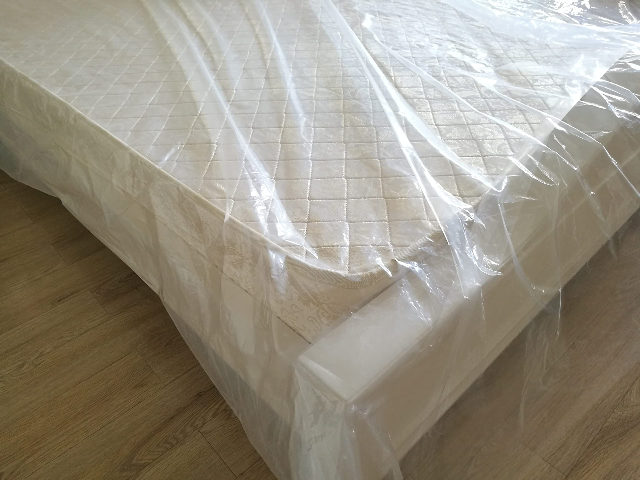ComfortHome 4 Mil Extra Thick Sealable Mattress Bag with Adhesive Strip for Moving and Storage, Heavy Duty, Fits Twin Full and Queen Size, 2 Pack