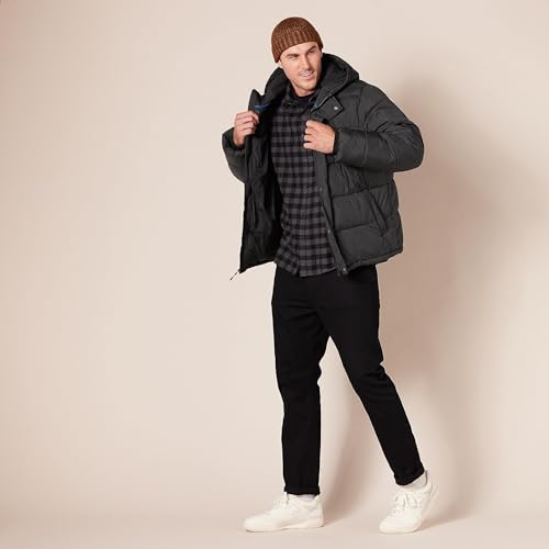 Amazon Essentials Men's Heavyweight Hooded Puffer Coat, Black, Medium