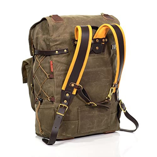 Frost River Isle Royale Junior Bushcraft Backpack - Durable Waxed Canvas Outdoor Hiking Pack, 26 Liter, Field Tan