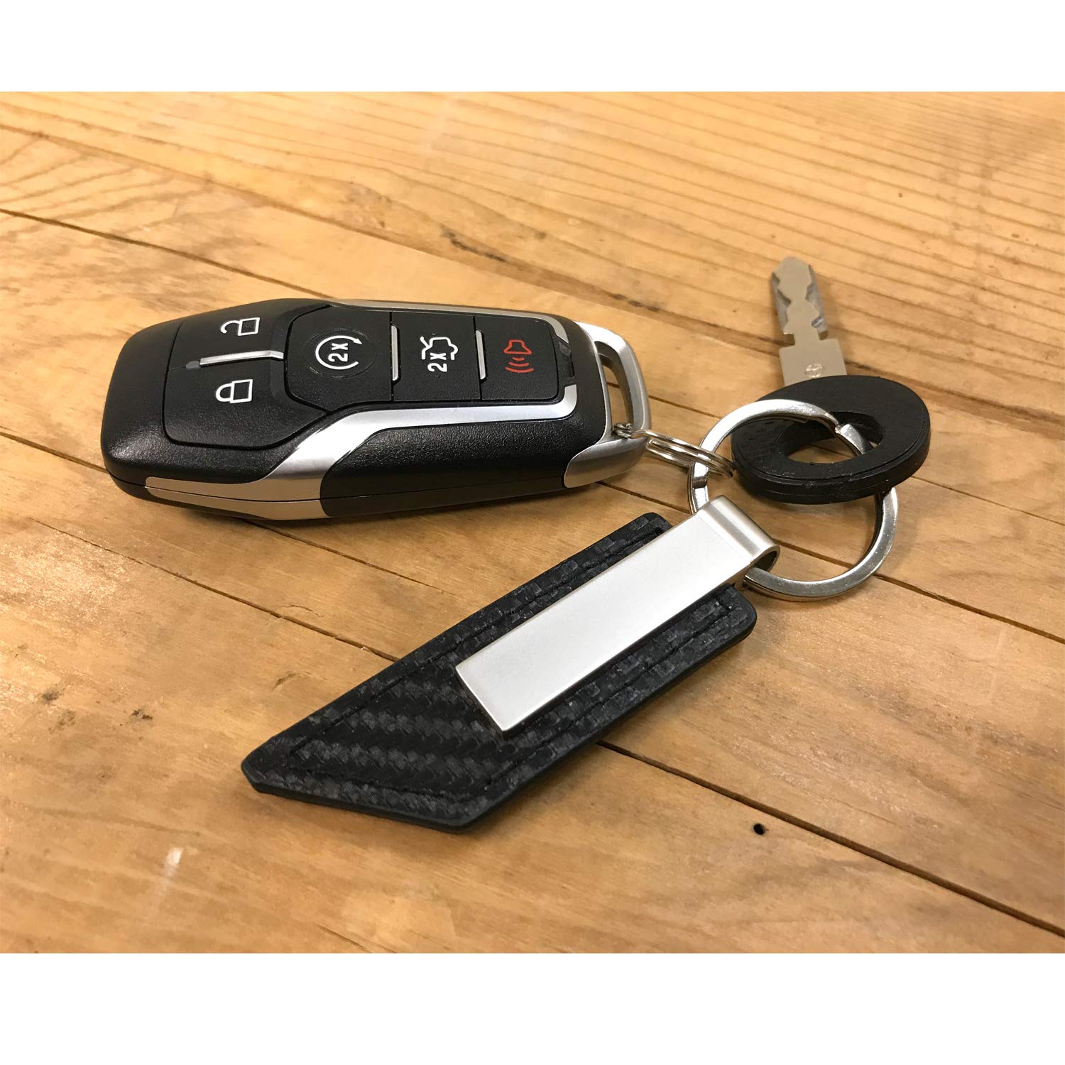 iPick Image - Honda Carbon Fiber Texture Black Leather Strap Key Chain - Honda (Blue)