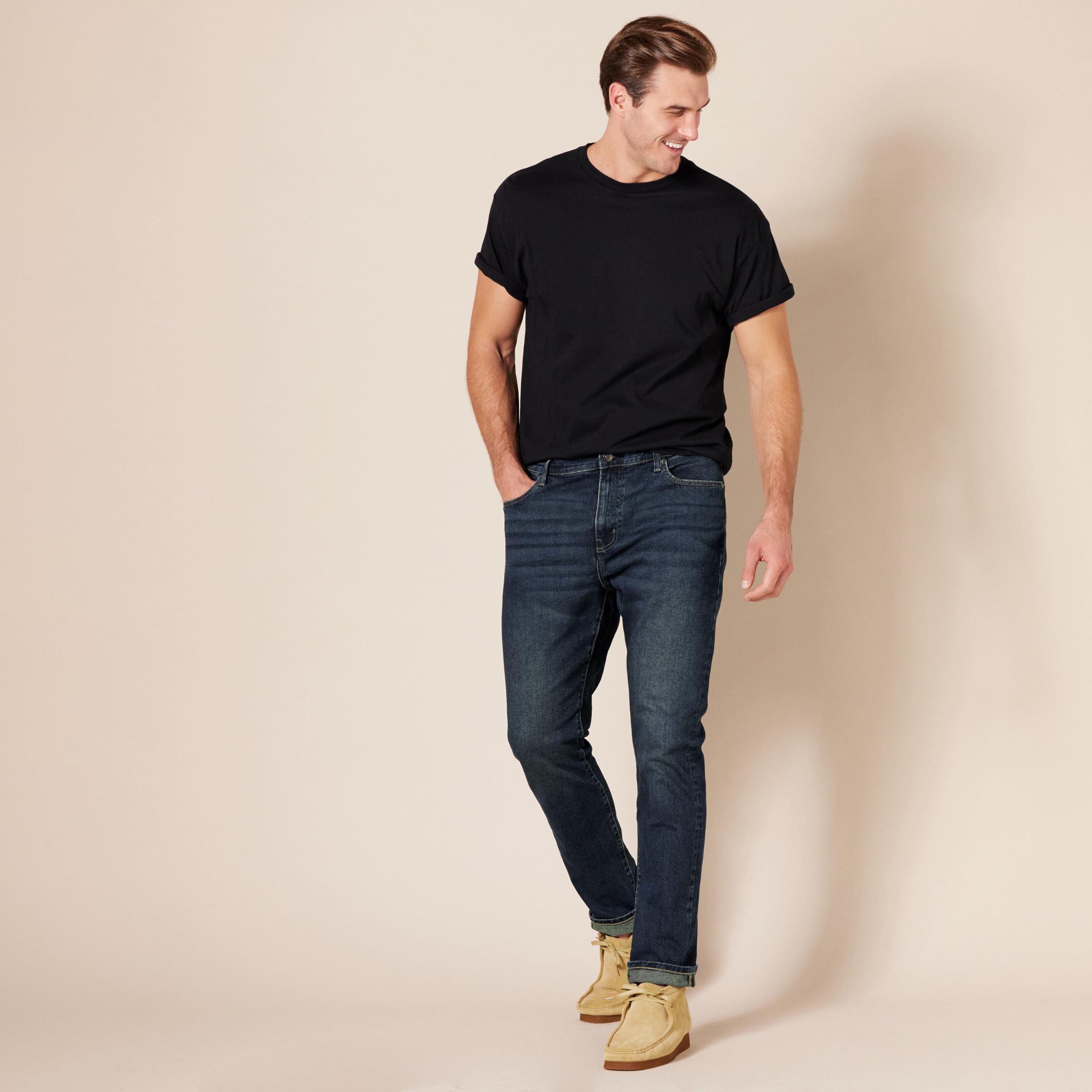 Amazon Essentials Men's Skinny-Fit Stretch Jean, Dark Wash, 36W x 30L