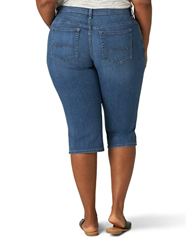 Lee Women's Size Relaxed Fit Denim Capri Jean, soar, 22 Plus