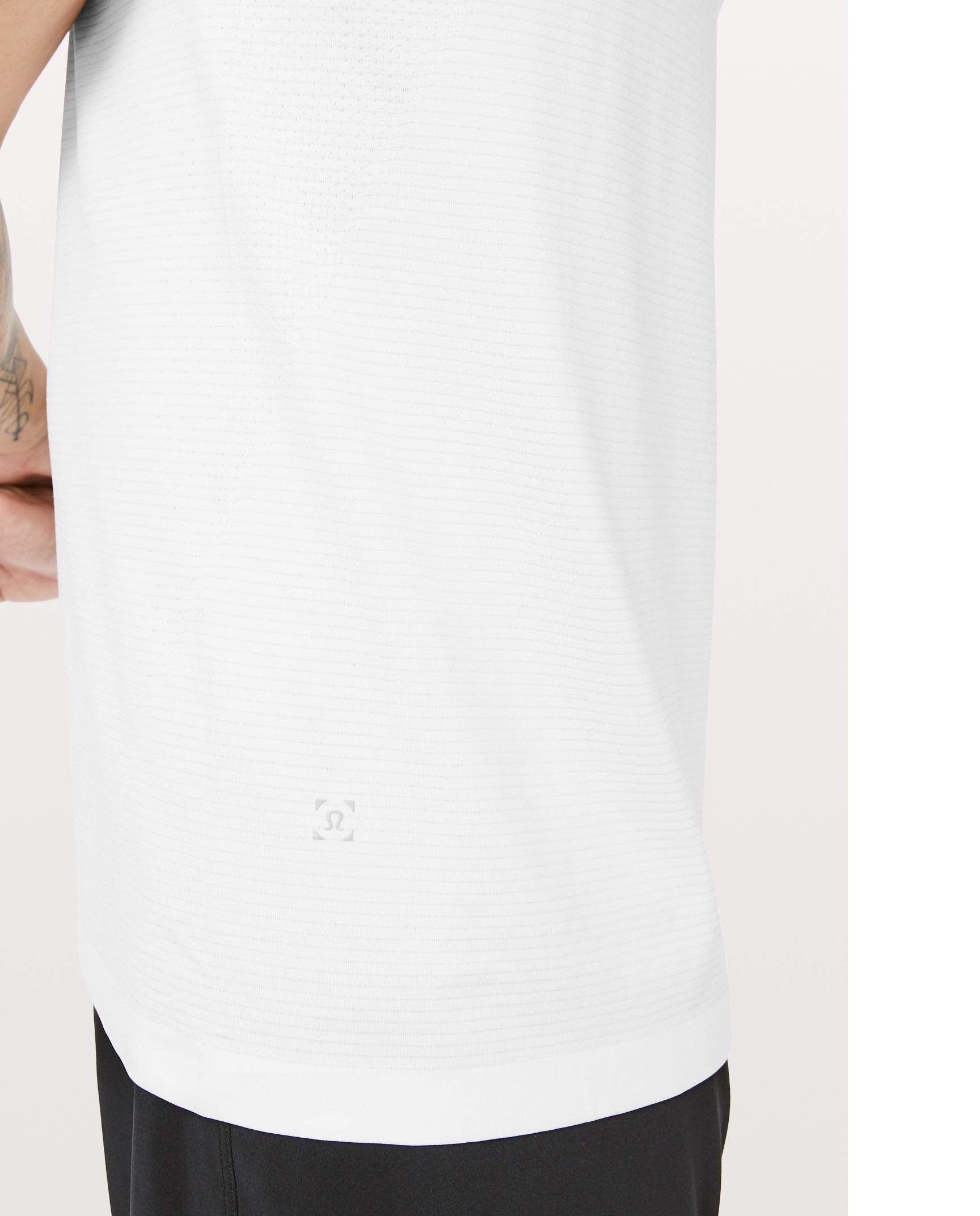 Lululemon Mens Metal Vent Tech Short Sleeve Shirt (White, XL)