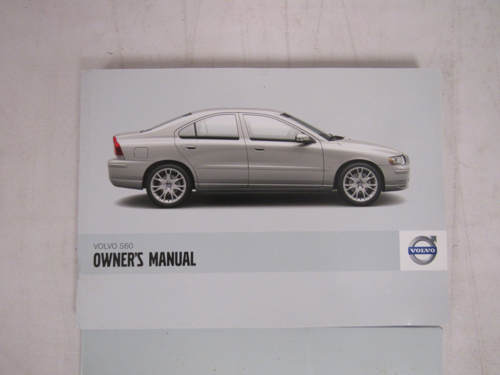 2005 Volvo S60 / S60 R Owners Manual Guide Book