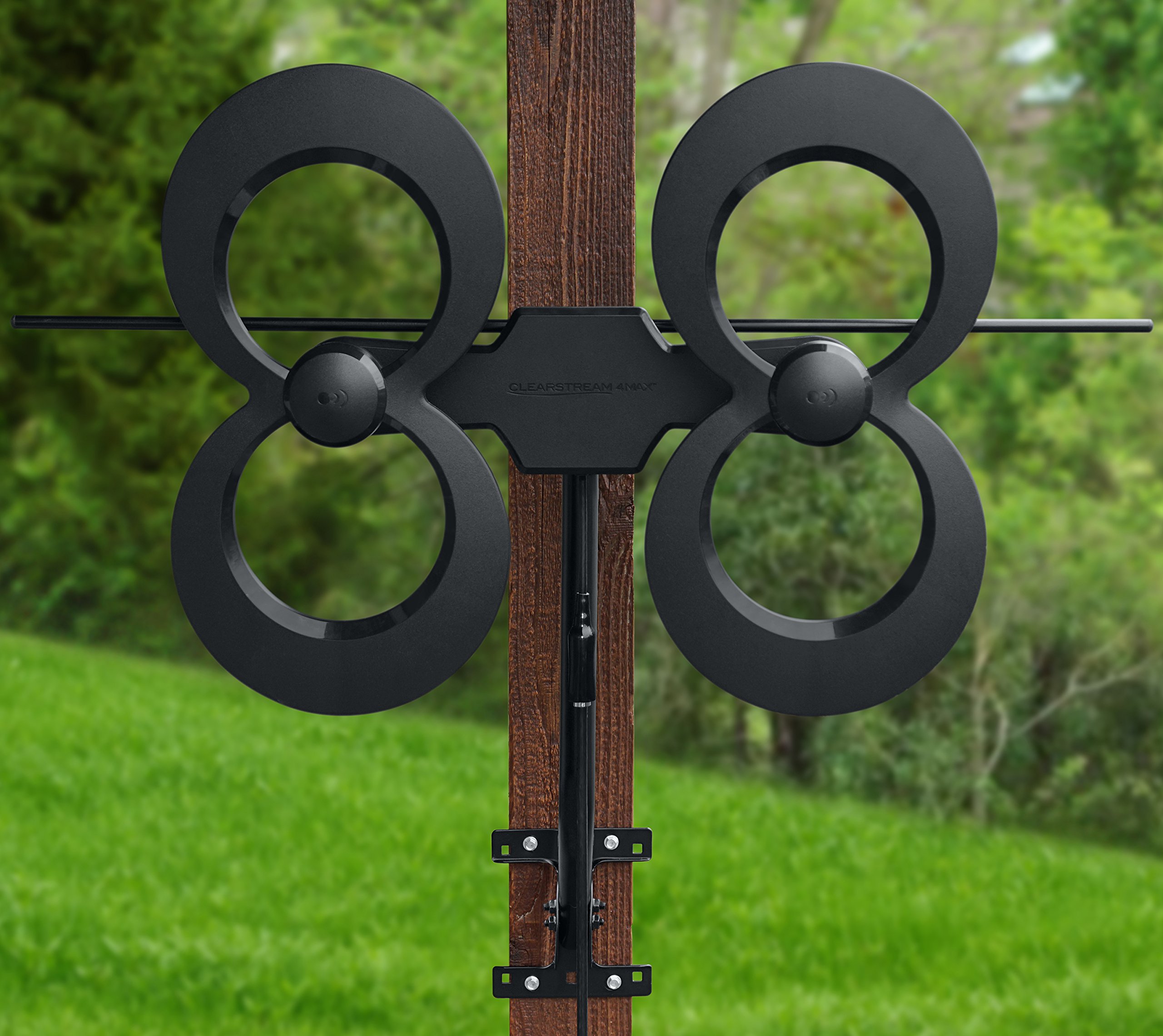 Antennas Direct ClearStream 4MAX Indoor Outdoor TV Antenna, UHF VHF, Multi-Directional, 70+ Mile Range, 4K 8K UHD, NEXTGEN TV β w/ 20-inch Mast (Black)