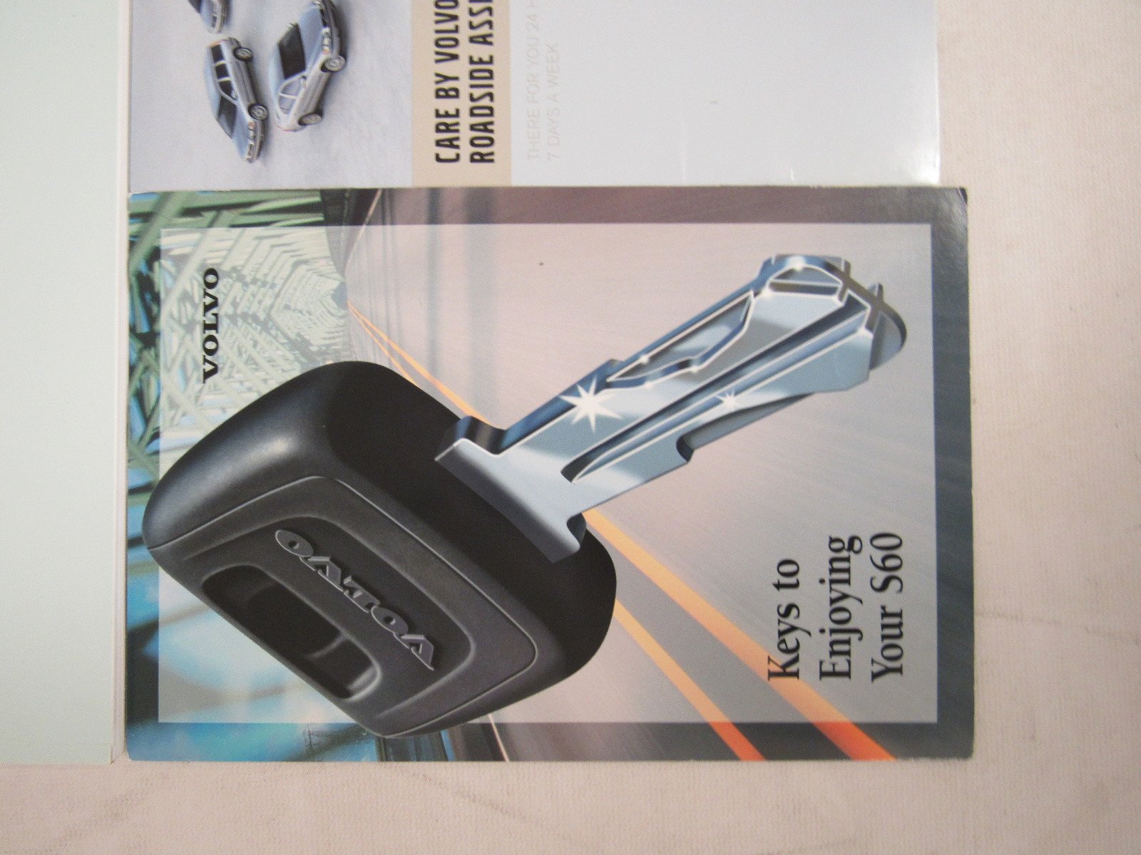 2004 Volvo S60 & S60 R Owners Manual book