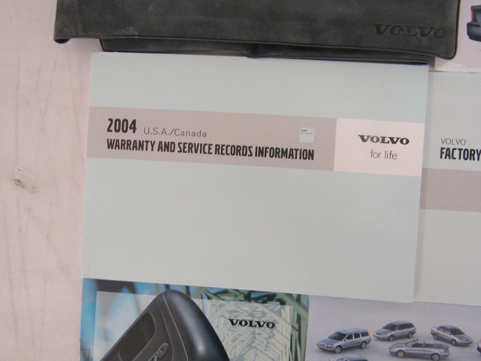 2004 Volvo S60 & S60 R Owners Manual book