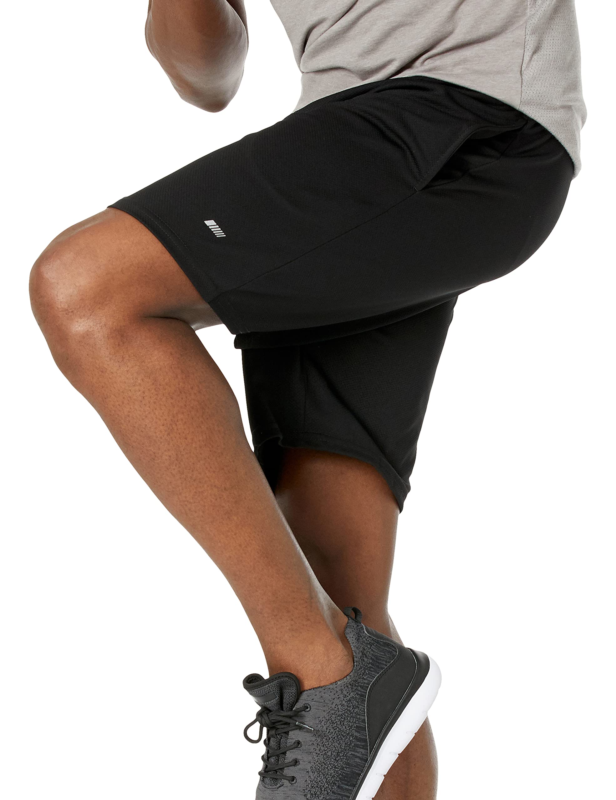 Amazon Essentials Men's Performance Tech Loose-Fit Shorts (Available in Big & Tall), Pack of 2, Black/Royal Blue, Small
