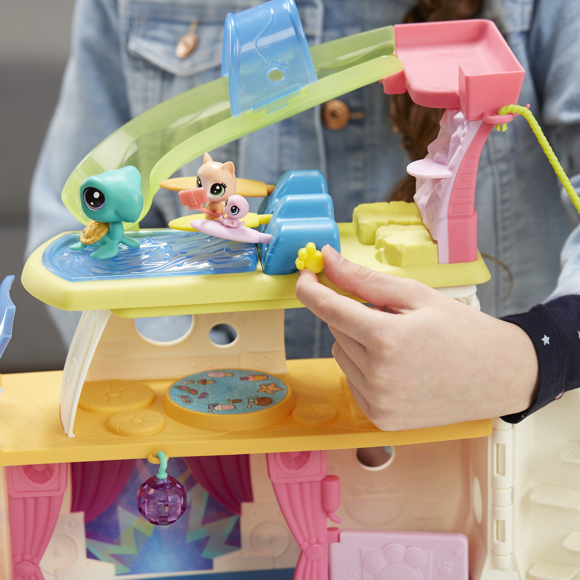 Littlest Pet Shop Cruise Ship Set