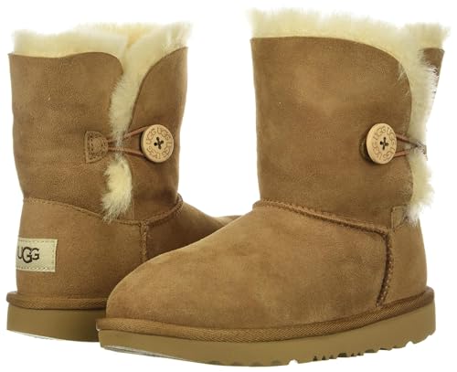 UGG Unisex-Child Bailey Button Ii Boot, Chestnut, 02