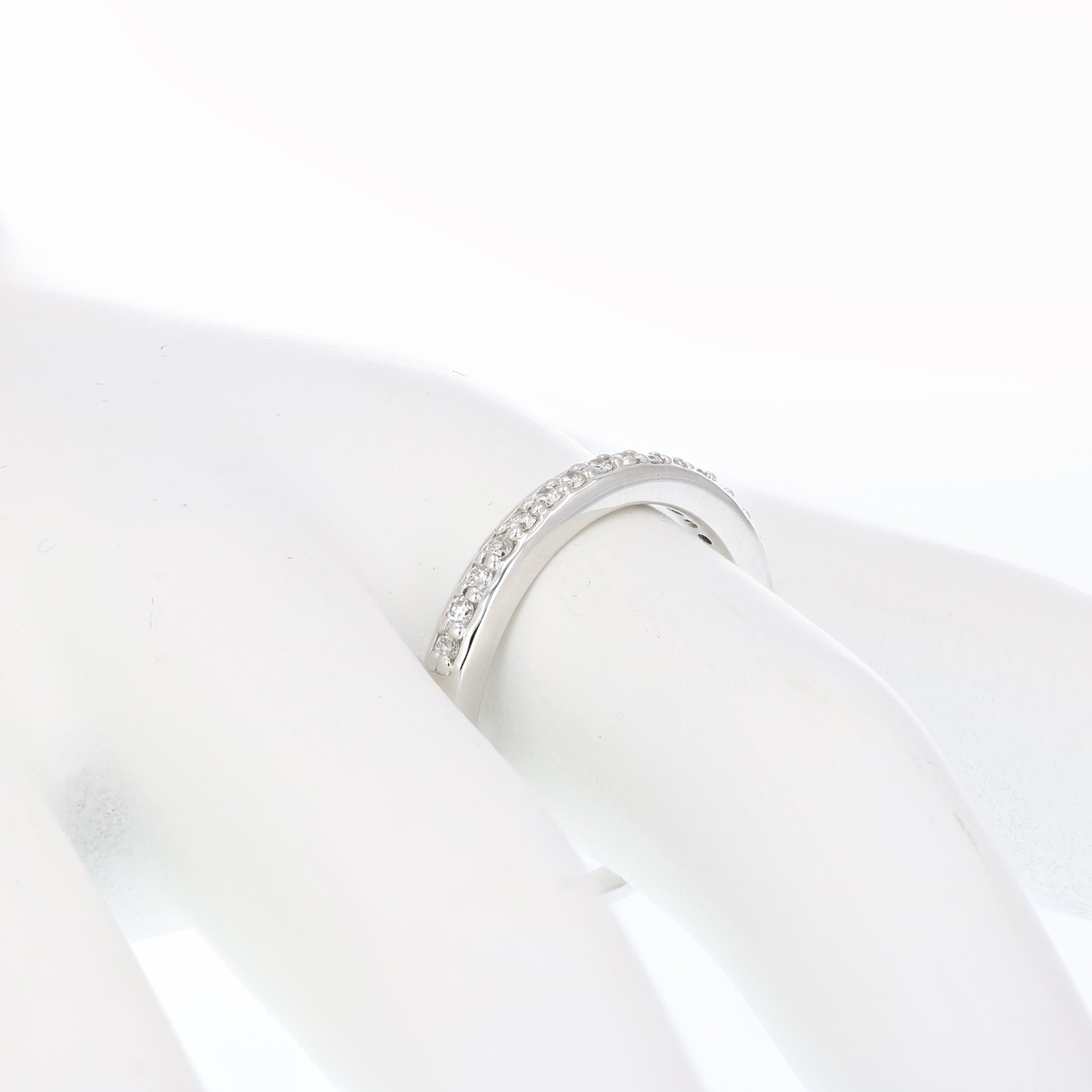 Vir Jewels 1/8 cttw Diamond Wedding Anniversary Band for Women, Round Diamond Engagement Ring 10K White Gold Prong Set 0.125 cttw, Size 5