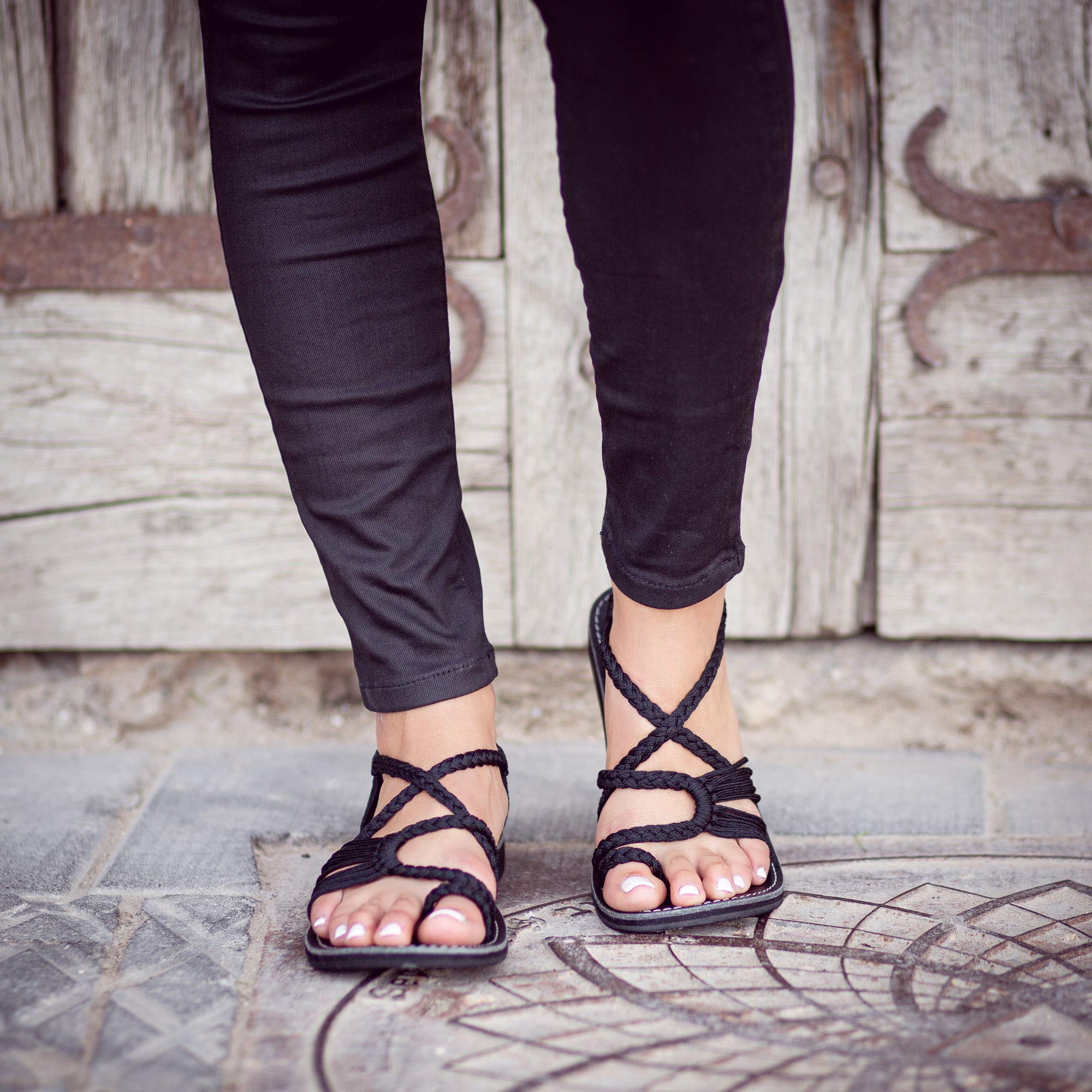 Plaka Palm Leaf Flat Summer Sandals for Women | Perfect for The Beach Walking & Dressy Occasions | Black | Size 11