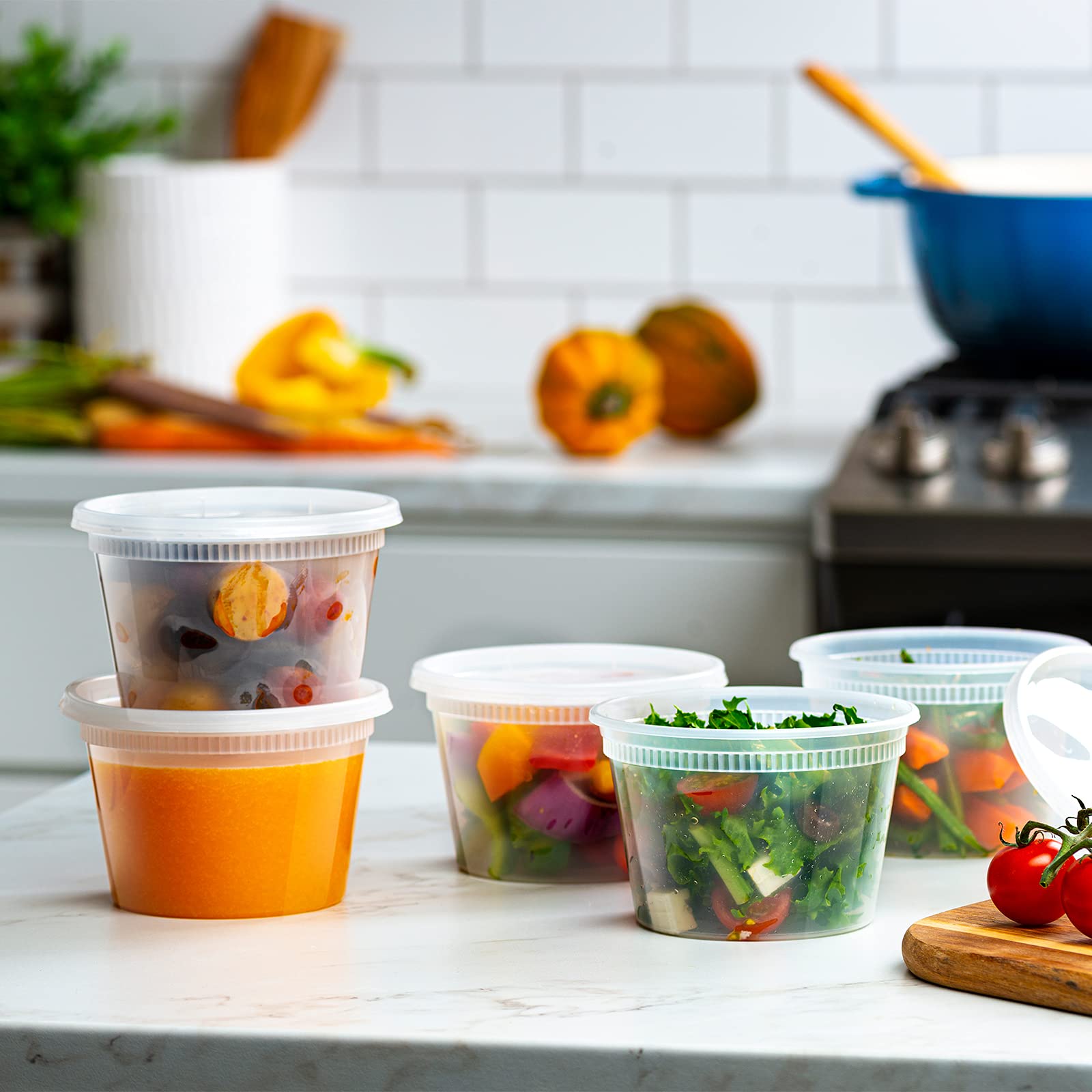 GUSTO [48 Sets 16 oz. Plastic Deli Disposable Food Storage Containers With Airtight Lids (Formerly Comfy Package)
