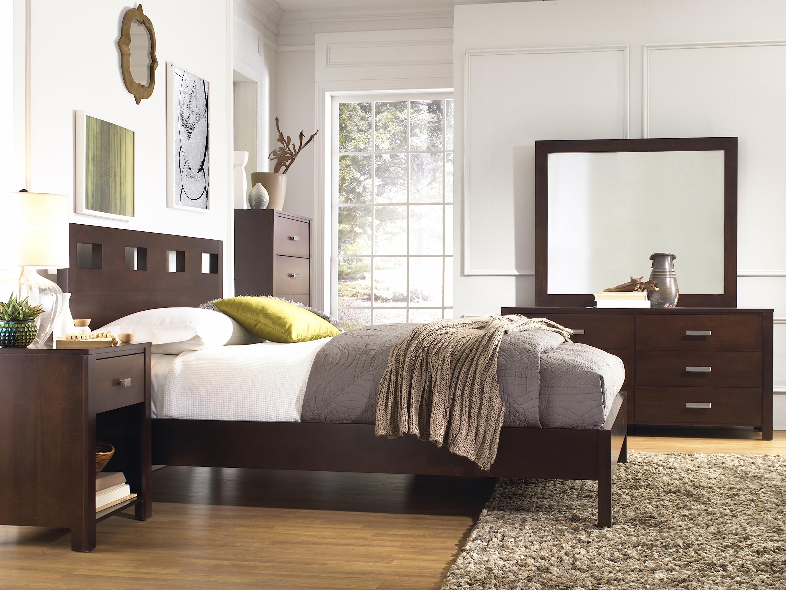 Modus Furniture Solid-Wood Bed, California King, Riva - Chocolate Brown