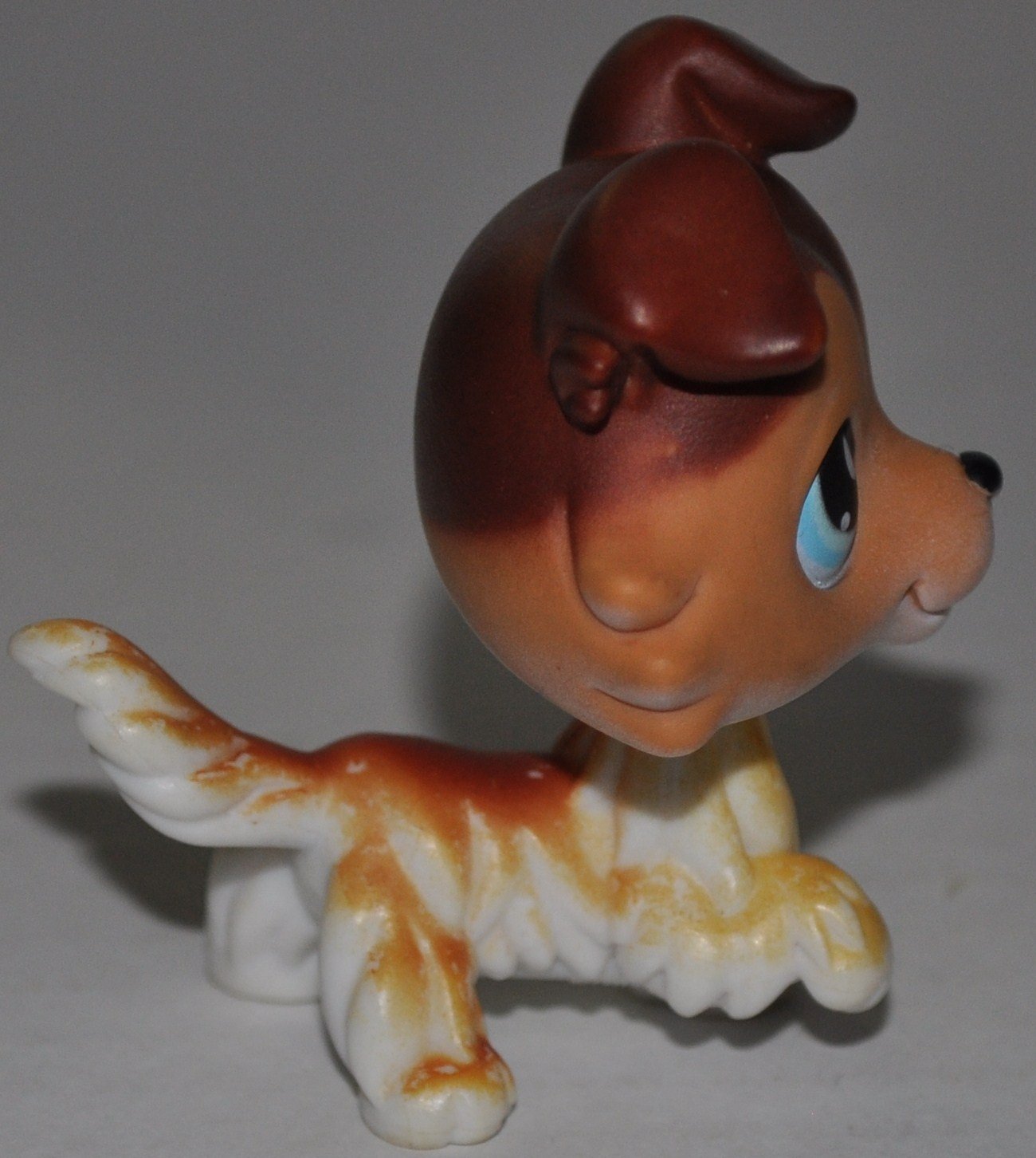 Collie #58 (Raised Paw, Brown, Blue Eyes) - Littlest Pet Shop (Retired) Collector Toy - LPS Collectible Replacement Single Figure - Loose (OOP Out of Package & Print)