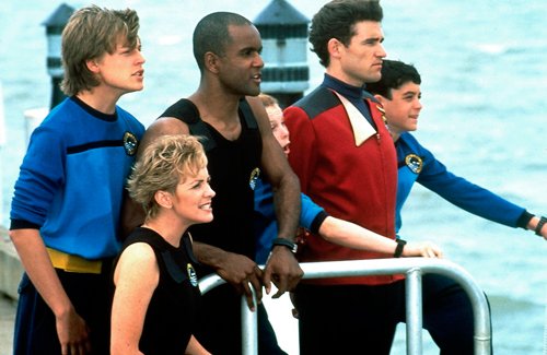 Ocean Girl - Complete Series - 18-DVD Box Set ( Ocean Girl (78 Episodes) ) [ NON-USA FORMAT, PAL, Reg.2 Import - Germany ]